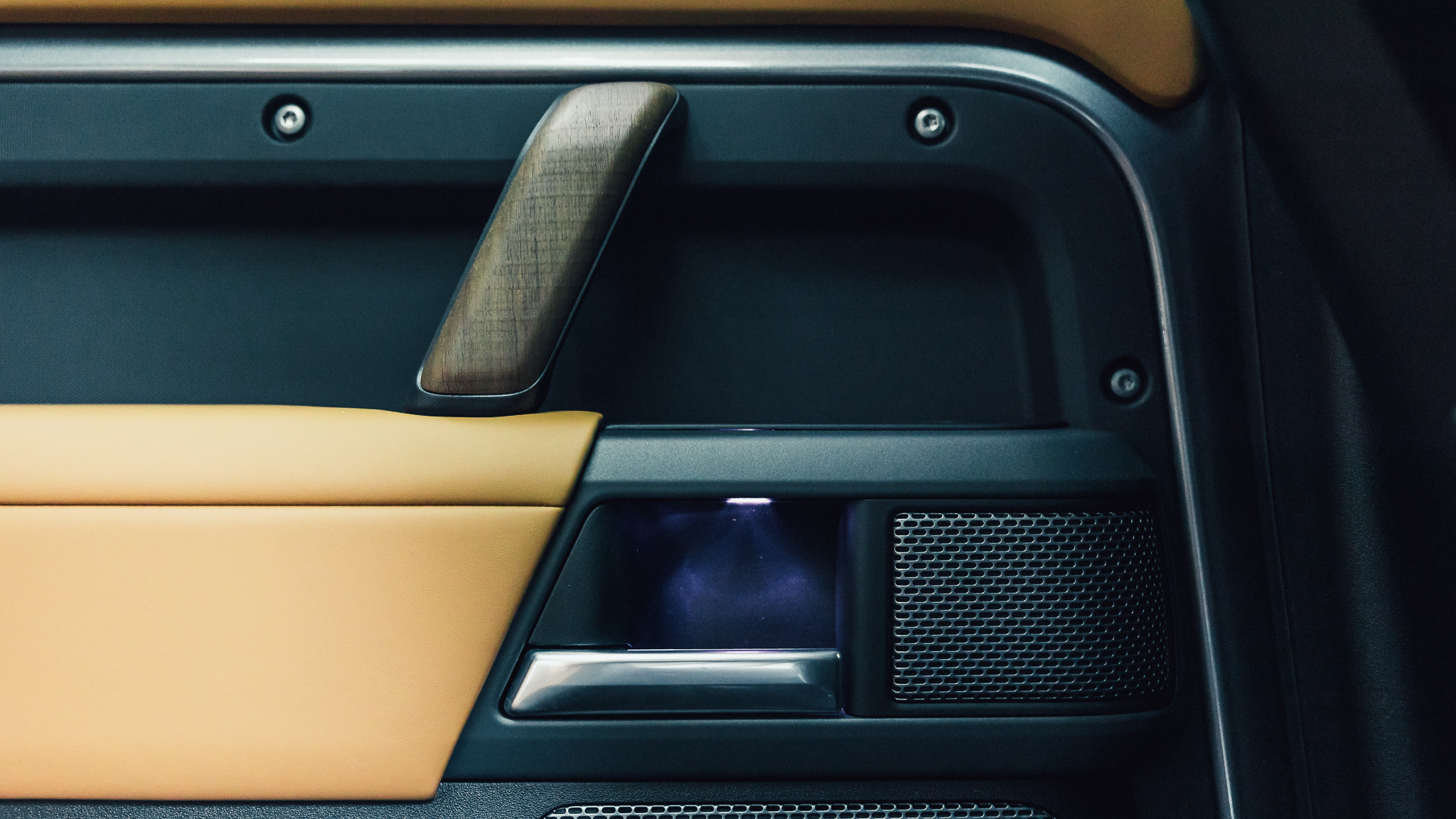 2021 Land Rover Defender 110 X P400e for sale by auction in Warsaw, Poland