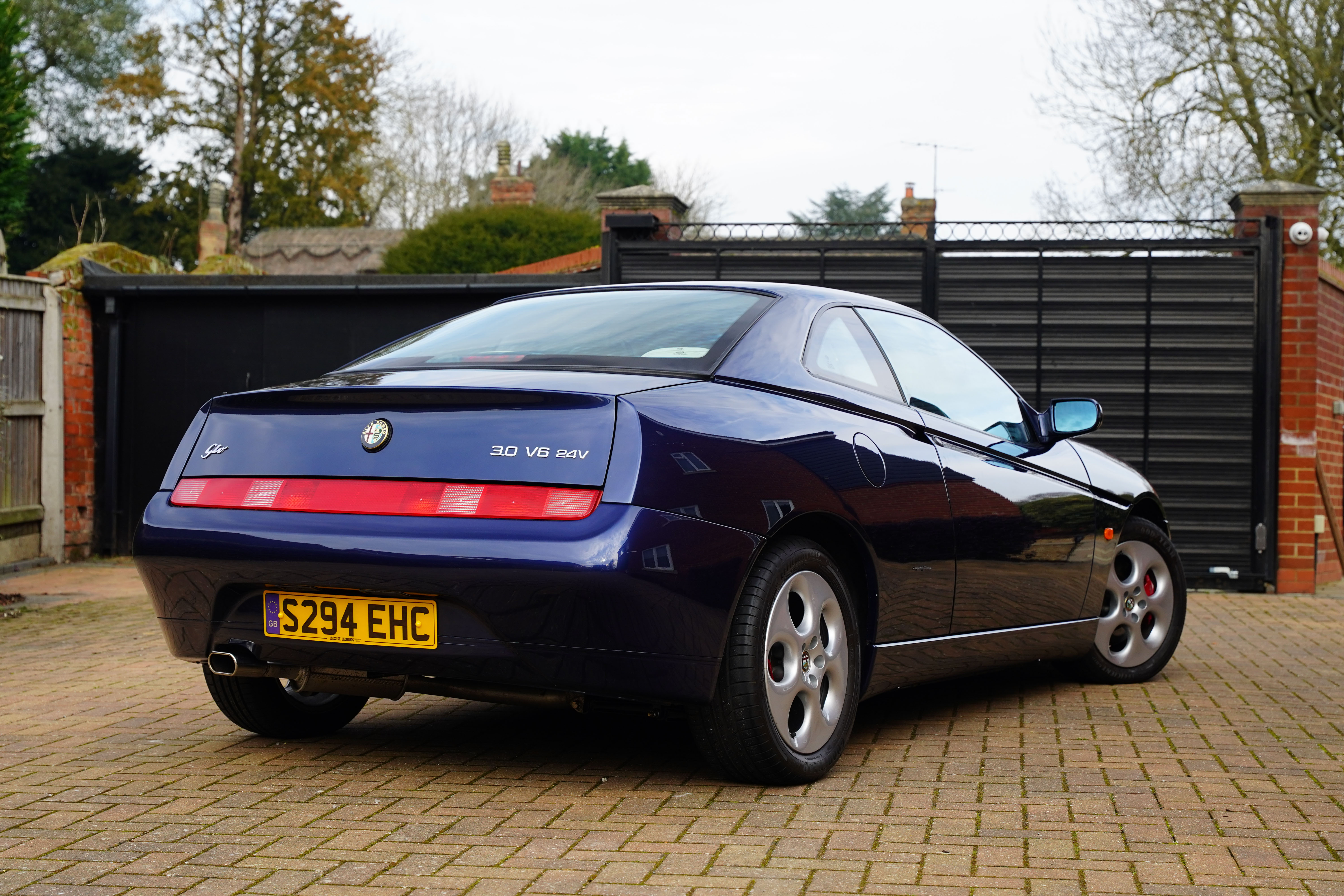 1998 Alfa Romeo GTV 3.0 V6 24V - 17,632 MIles for sale by auction in ...