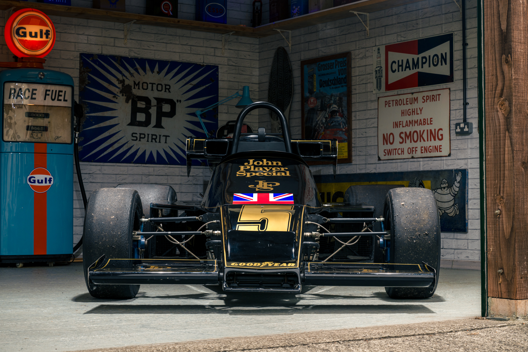 2013 Mirage Engineering Lotus 77 F1 Replica - 'Rush' Film Car for sale ...