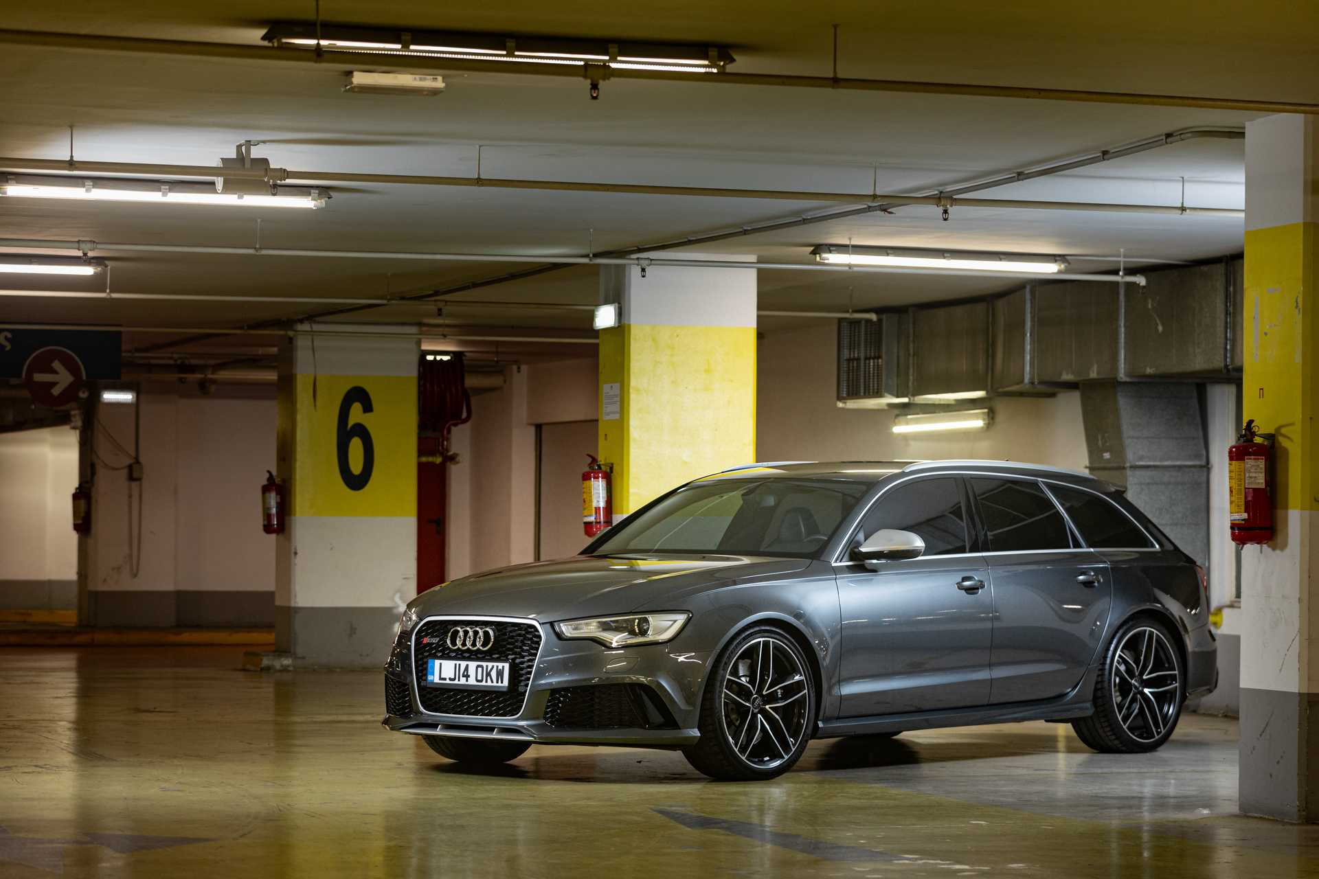 2014 Audi (C7) RS6 Avant - LHD - UK Registered for sale by auction in ...
