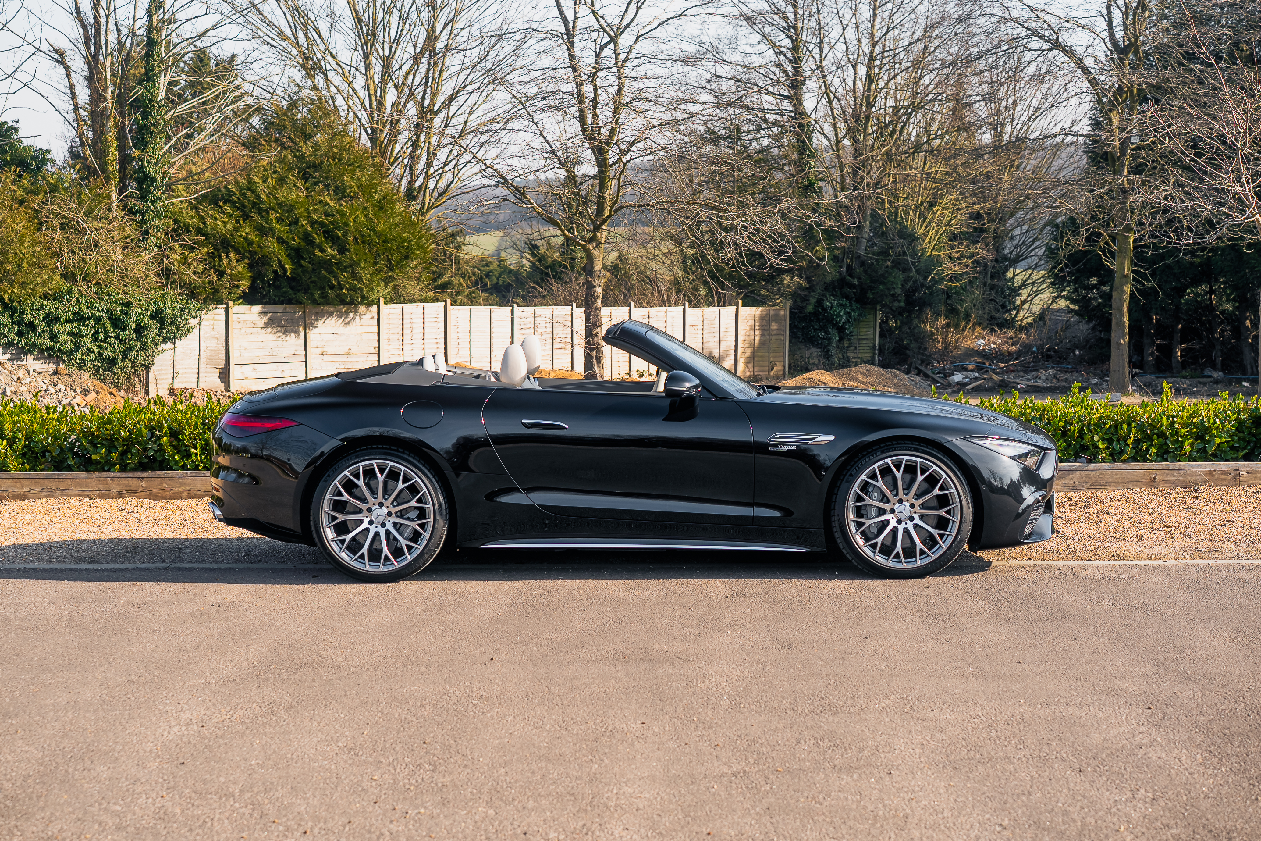 2023 Mercedes-AMG (R232) SL43 - 698 Miles for sale by auction in Sidcup ...