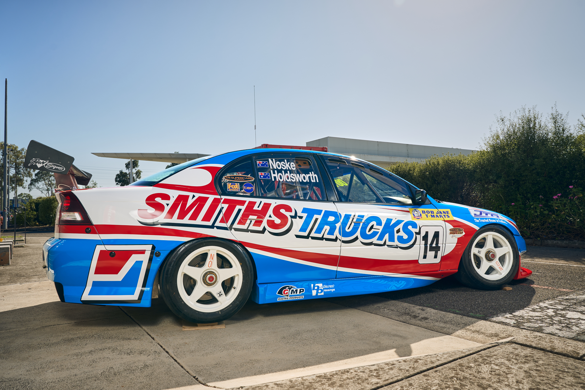 2004 Holden VY Commodore V8 Supercar for sale by auction in Dandenong ...