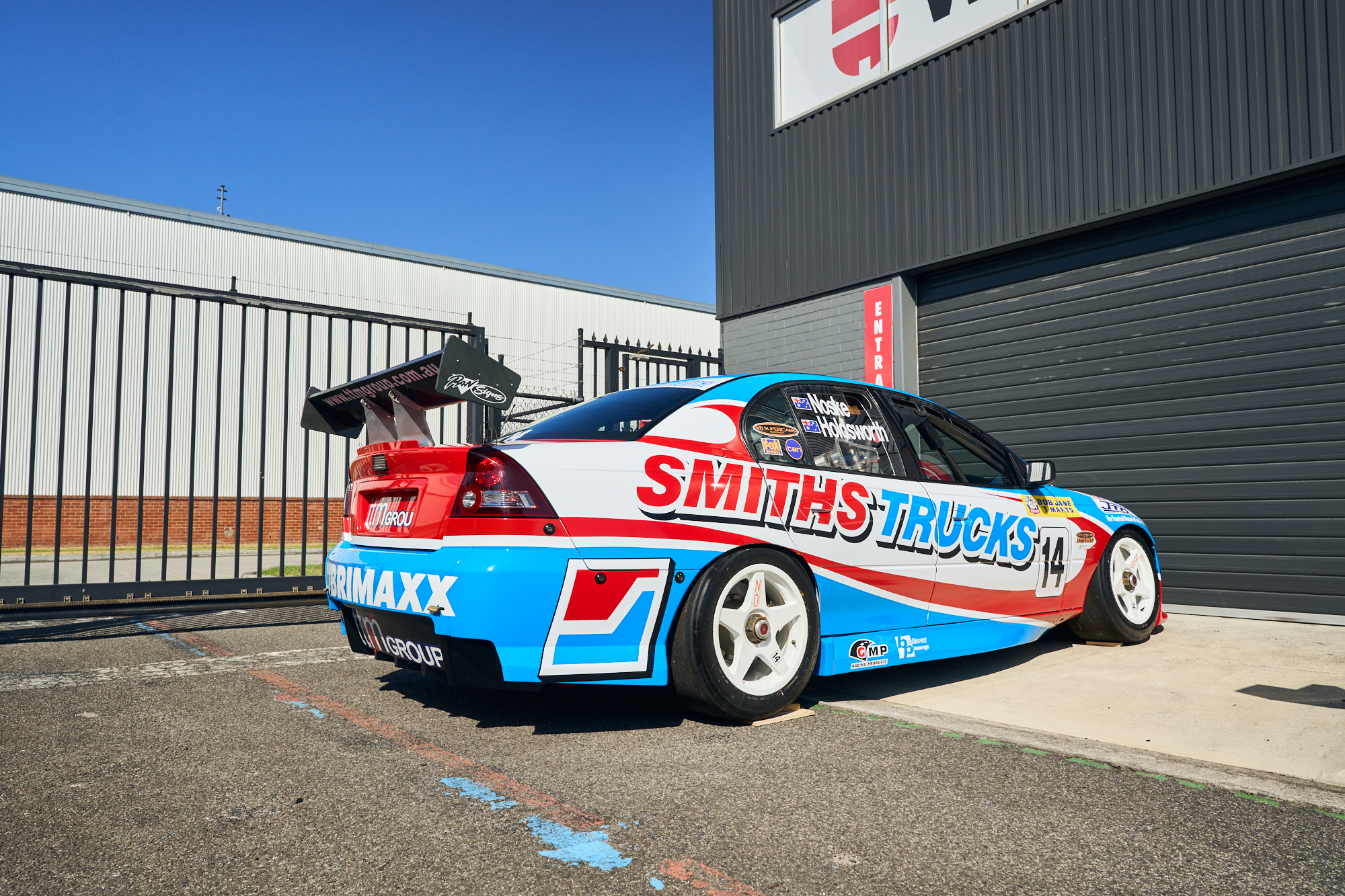 2004 Holden VY Commodore V8 Supercar for sale by auction in Dandenong ...