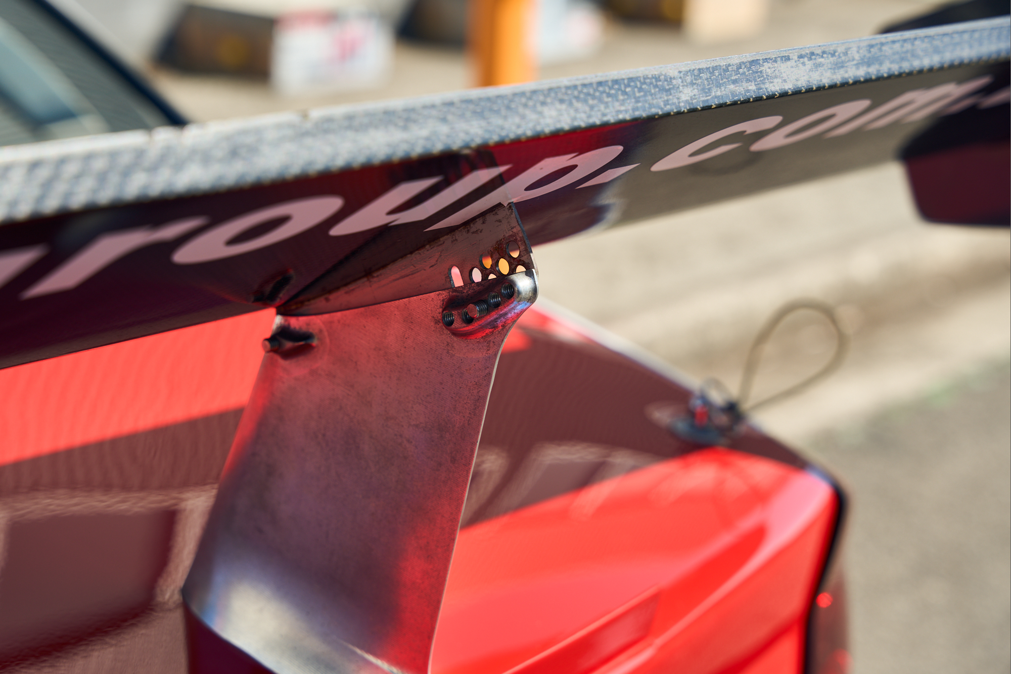 2004 Holden VY Commodore V8 Supercar for sale by auction in Dandenong ...