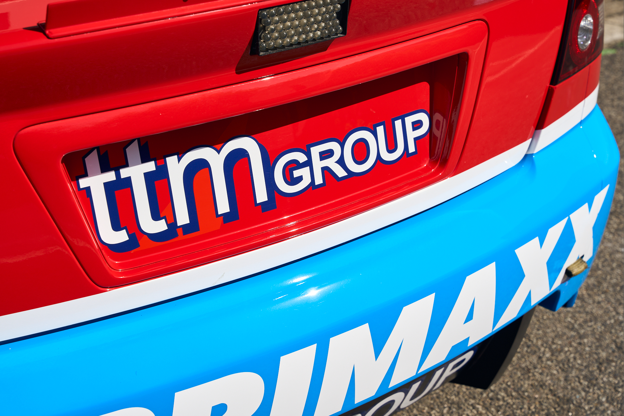 2004 Holden VY Commodore V8 Supercar for sale by auction in Dandenong ...