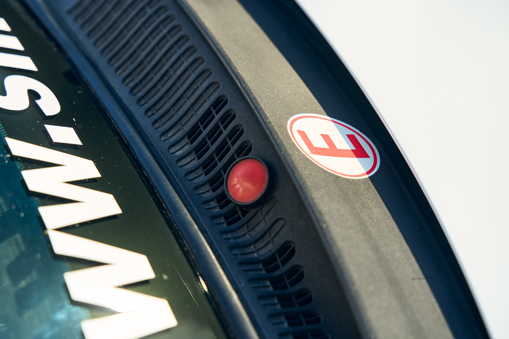 2004 Holden VY Commodore V8 Supercar for sale by auction in Dandenong ...