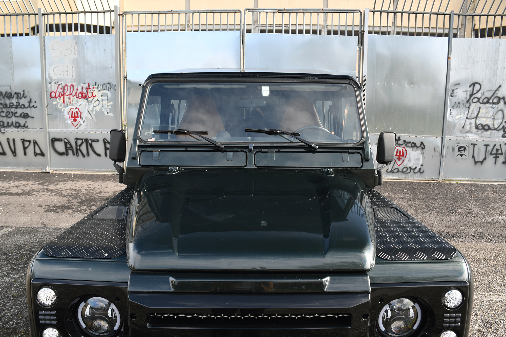 1996 Land Rover Defender 90 for sale by auction in Padova, Italy