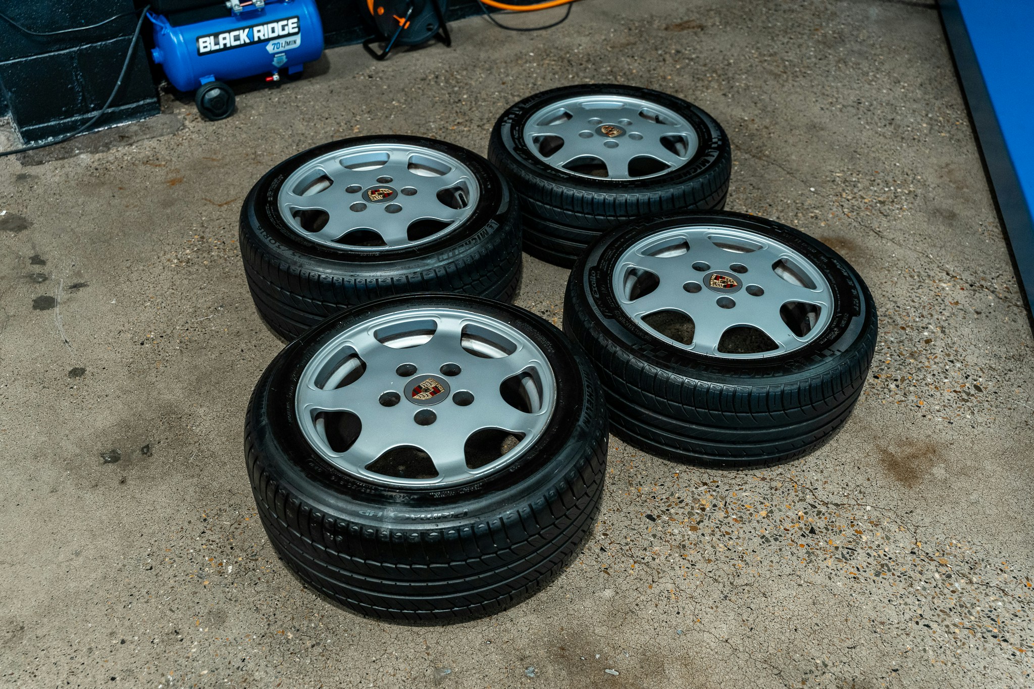 Set of Porsche 928 Wheels and Tyres for sale by auction in Ashmore, QLD ...