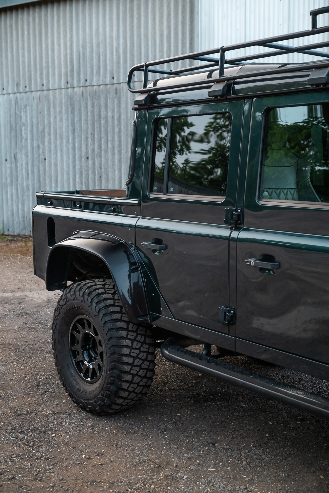 2015 Land Rover Defender 110 XS Double Cab Pick Up for sale by auction ...