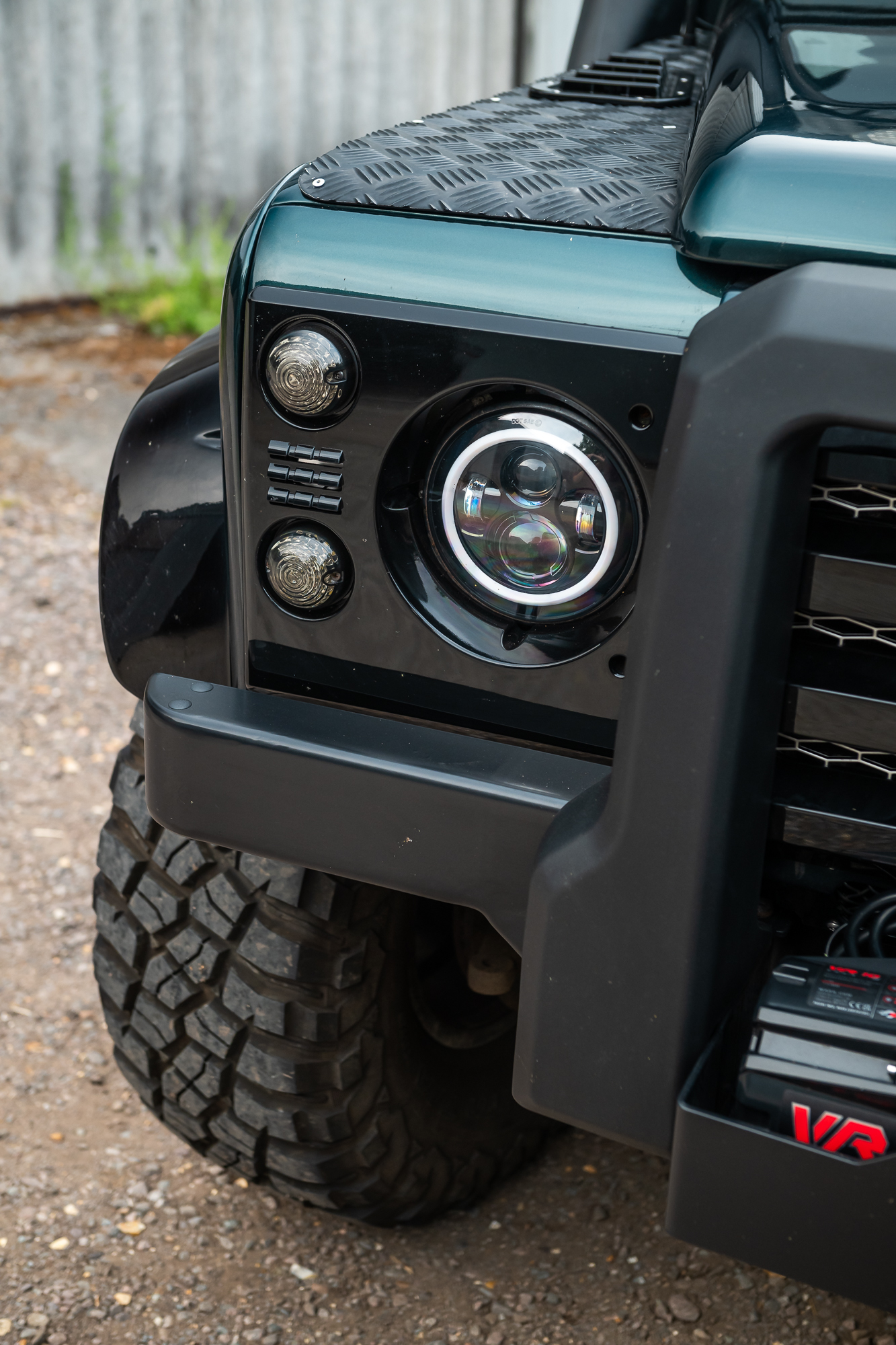 2015 Land Rover Defender 110 XS Double Cab Pick Up for sale by auction ...