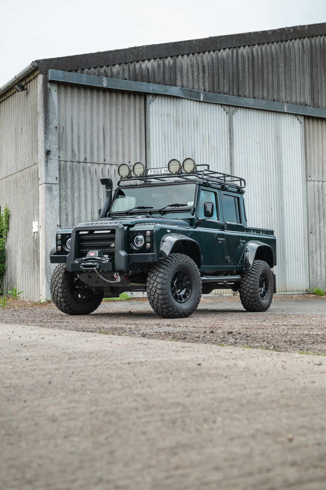 2015 Land Rover Defender 110 XS Double Cab Pick Up for sale by auction ...