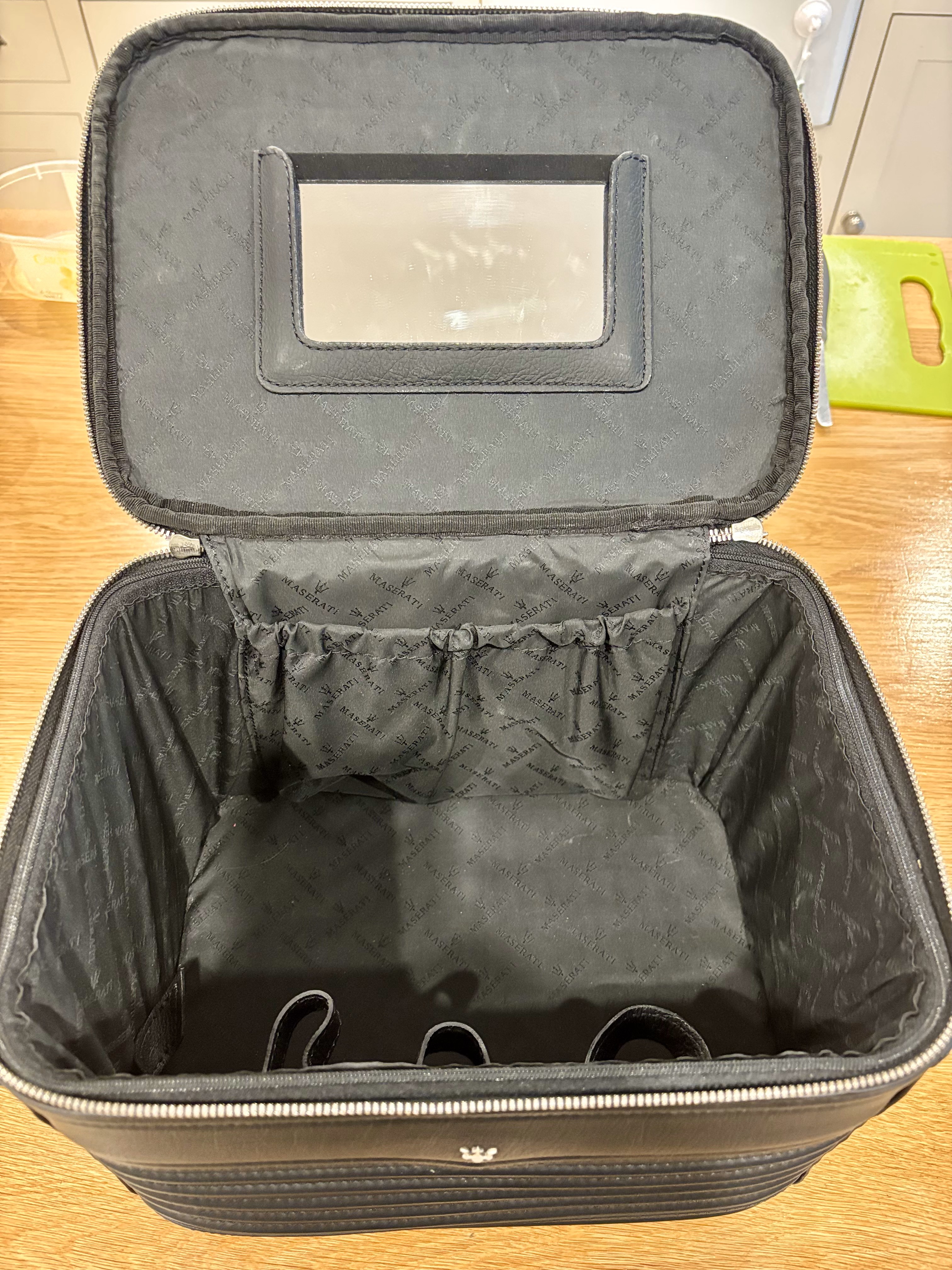 Maserati Quattroporte Luggage Set for sale by auction in Devon, United ...