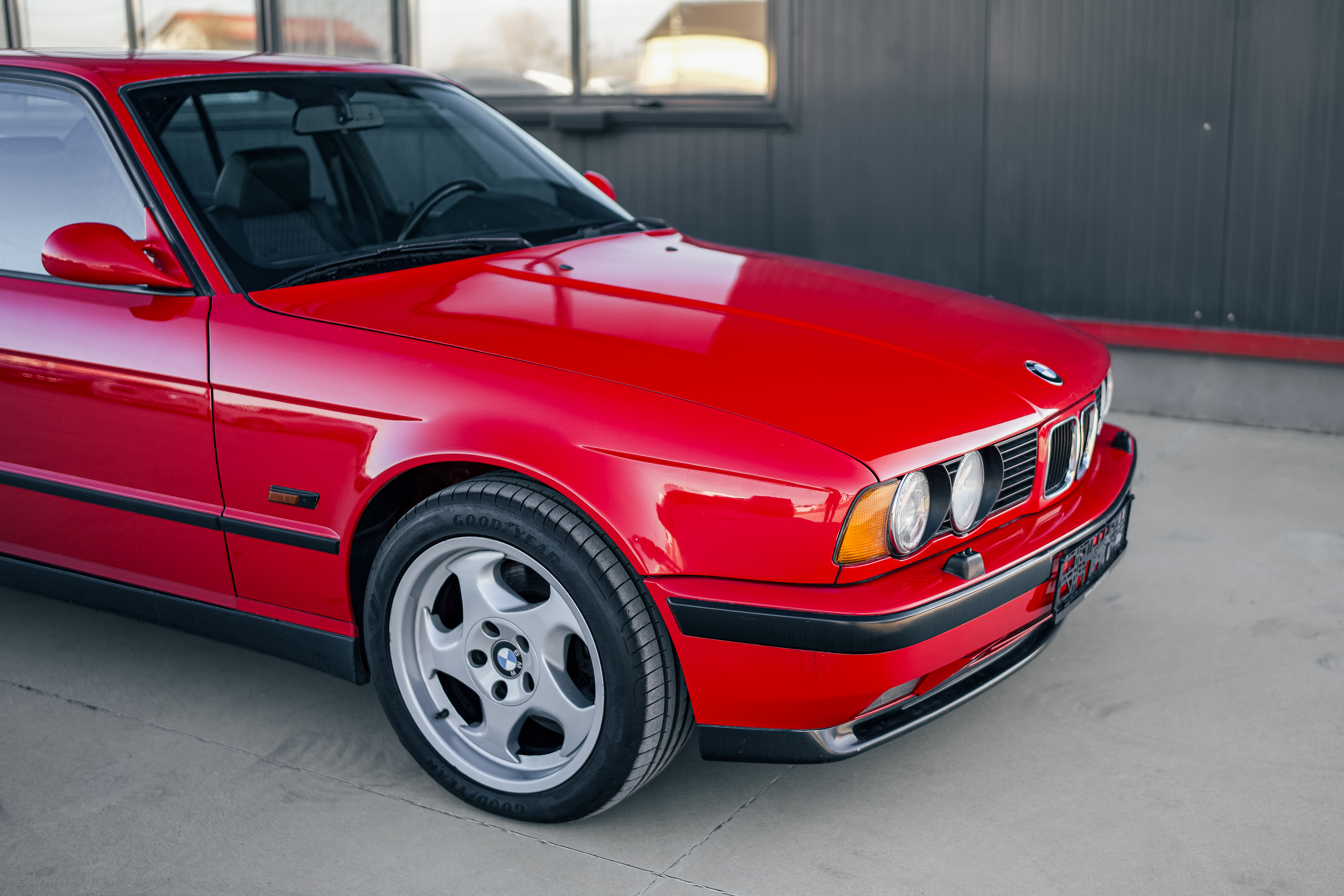 1991 BMW (E34) M5 - VAT Q for sale by auction in Paris, France