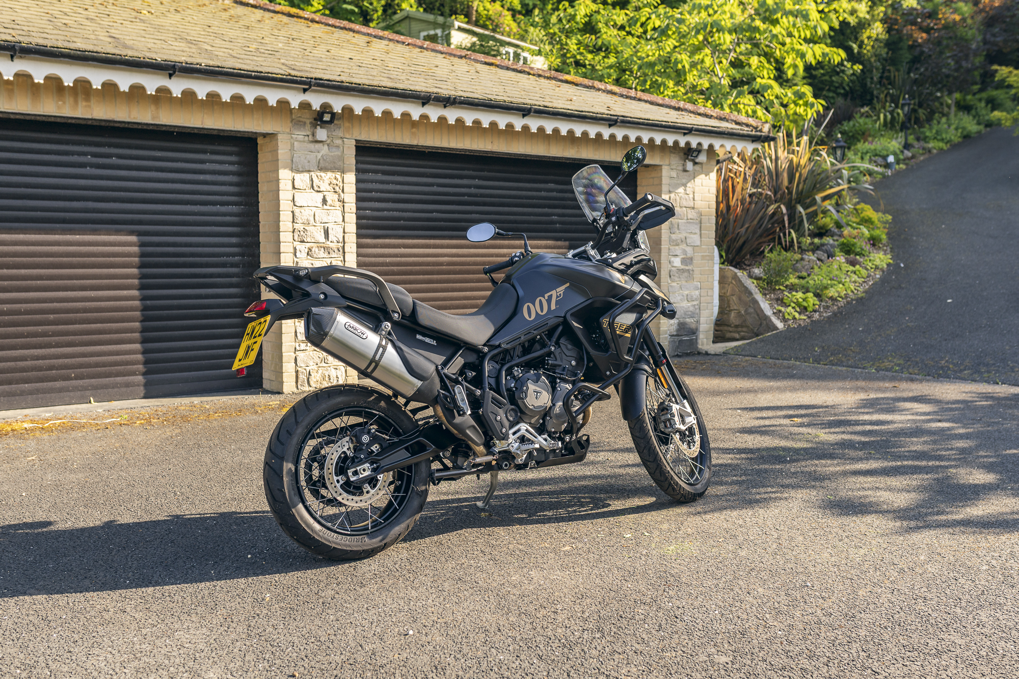 2022 Triumph Tiger 900 - Bond Edition - 454 Miles for sale by auction ...
