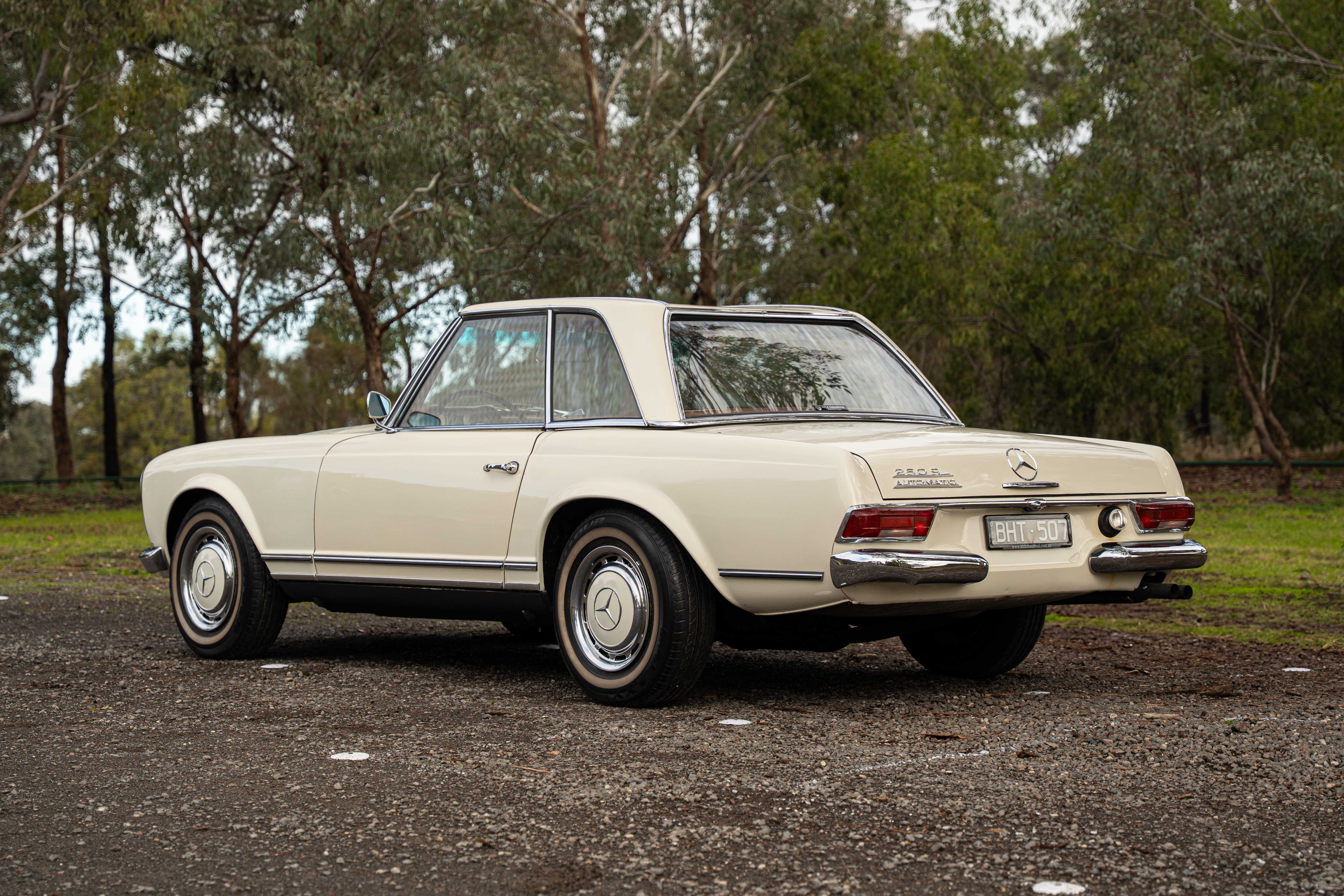 1967 Mercedes-Benz 250 SL Pagoda for sale by auction in North Melbourne ...