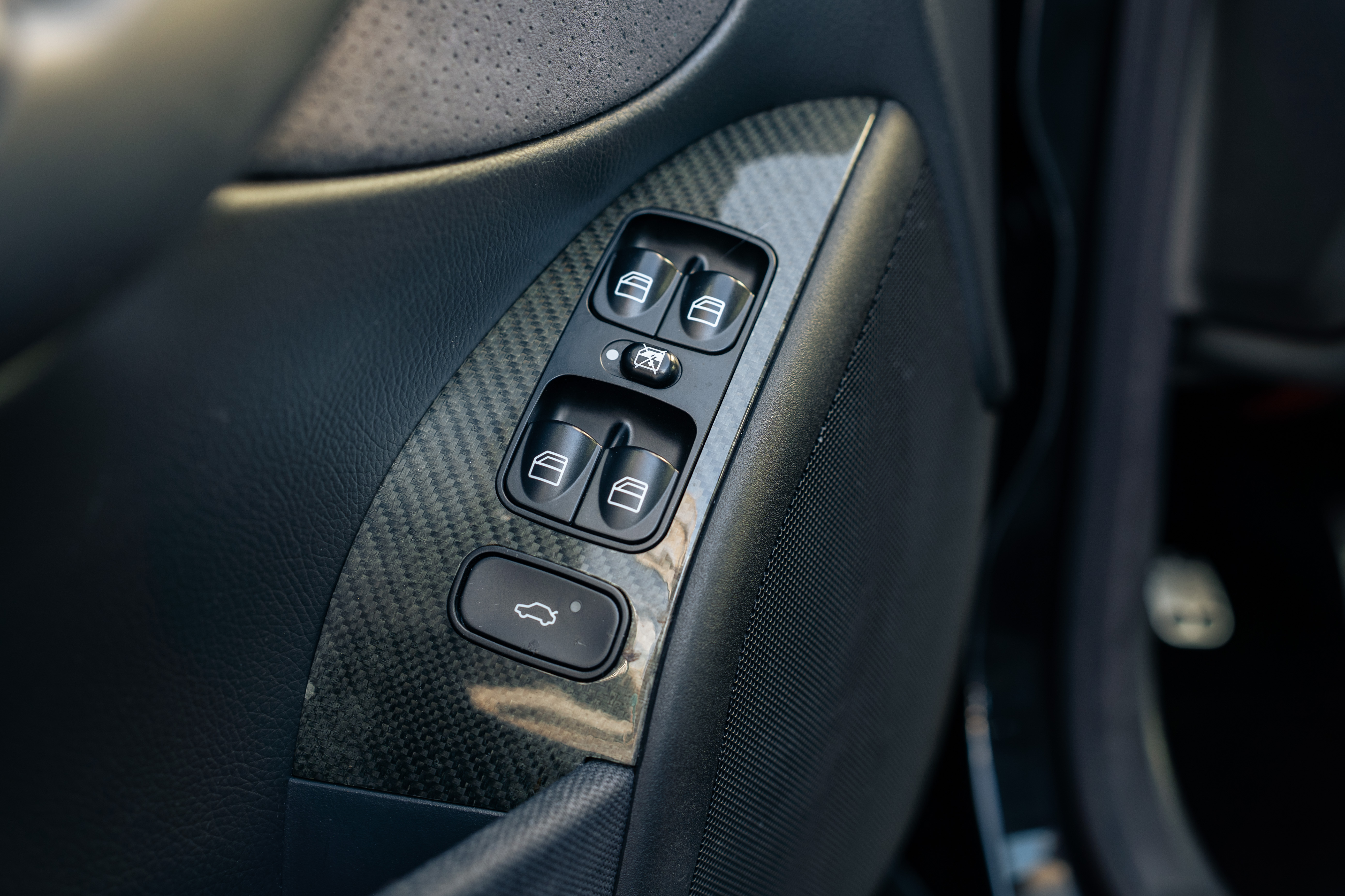 2003 Mercedes-Benz (W203) Brabus CV8 S for sale by auction in Monaco ...