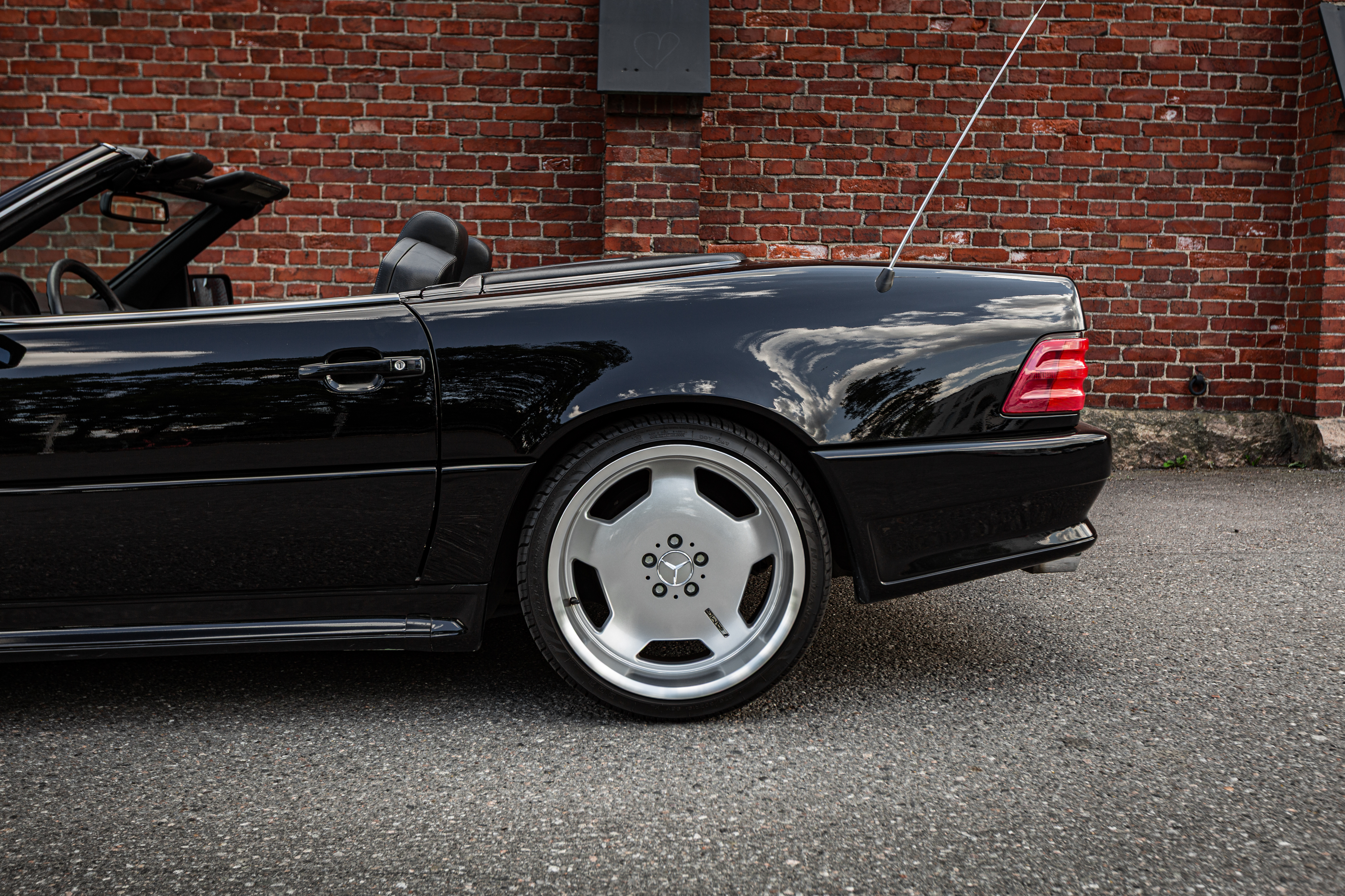 1995 Mercedes-Benz (R129) SL60 AMG for sale by auction in Turku, Finland