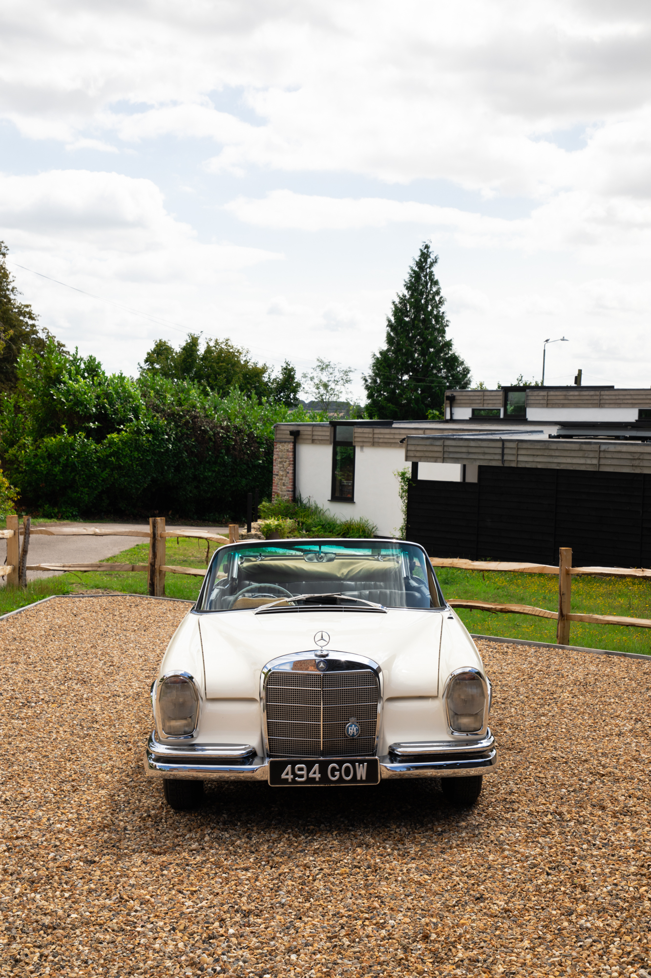 1963 Mercedes-Benz (W111) 220 SEb Cabriolet for sale by auction in ...