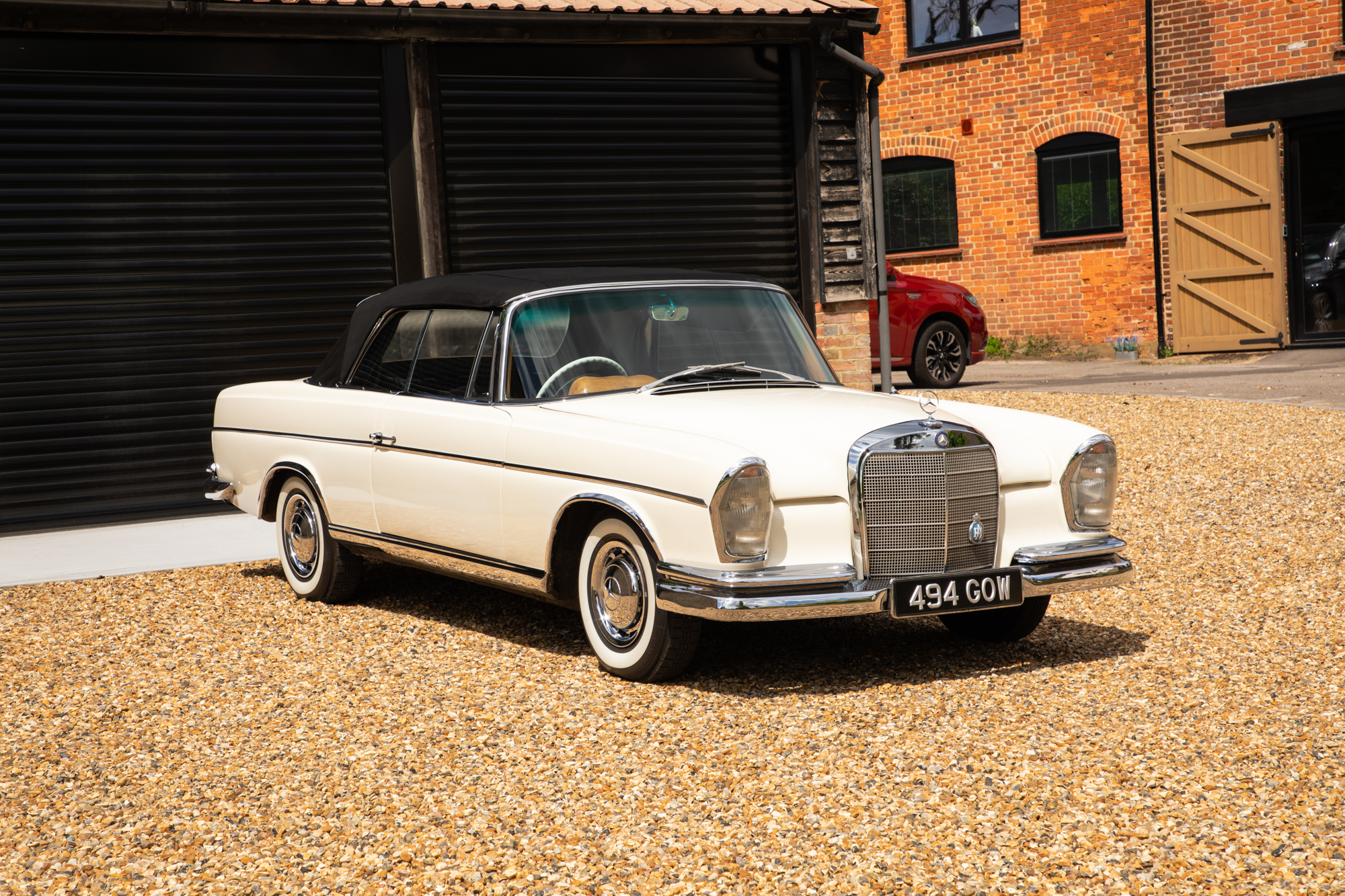 1963 Mercedes-Benz (W111) 220 SEb Cabriolet for sale by auction in ...