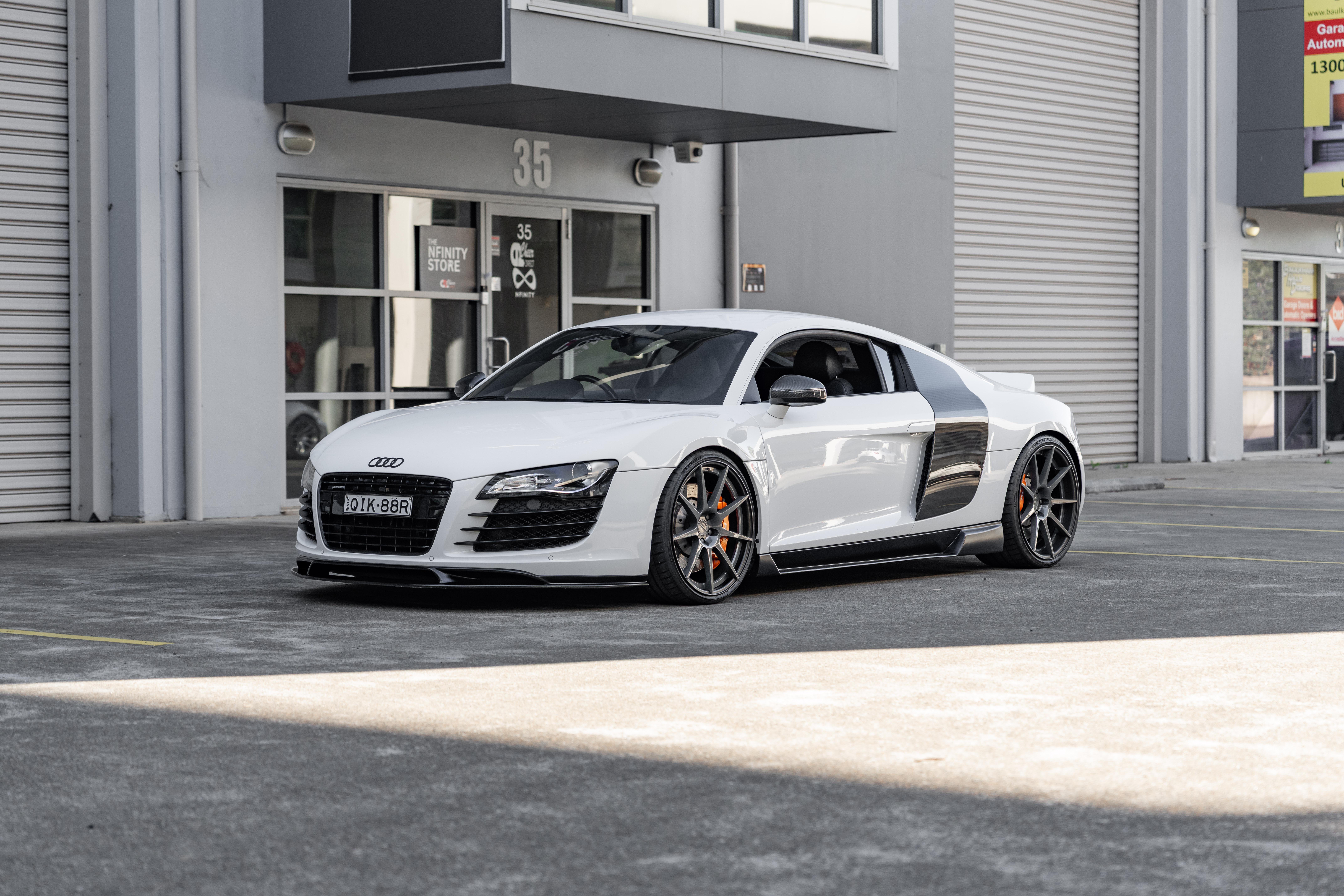 2012 Audi R8 V8 - Supercharged - Manual for sale by auction in ...