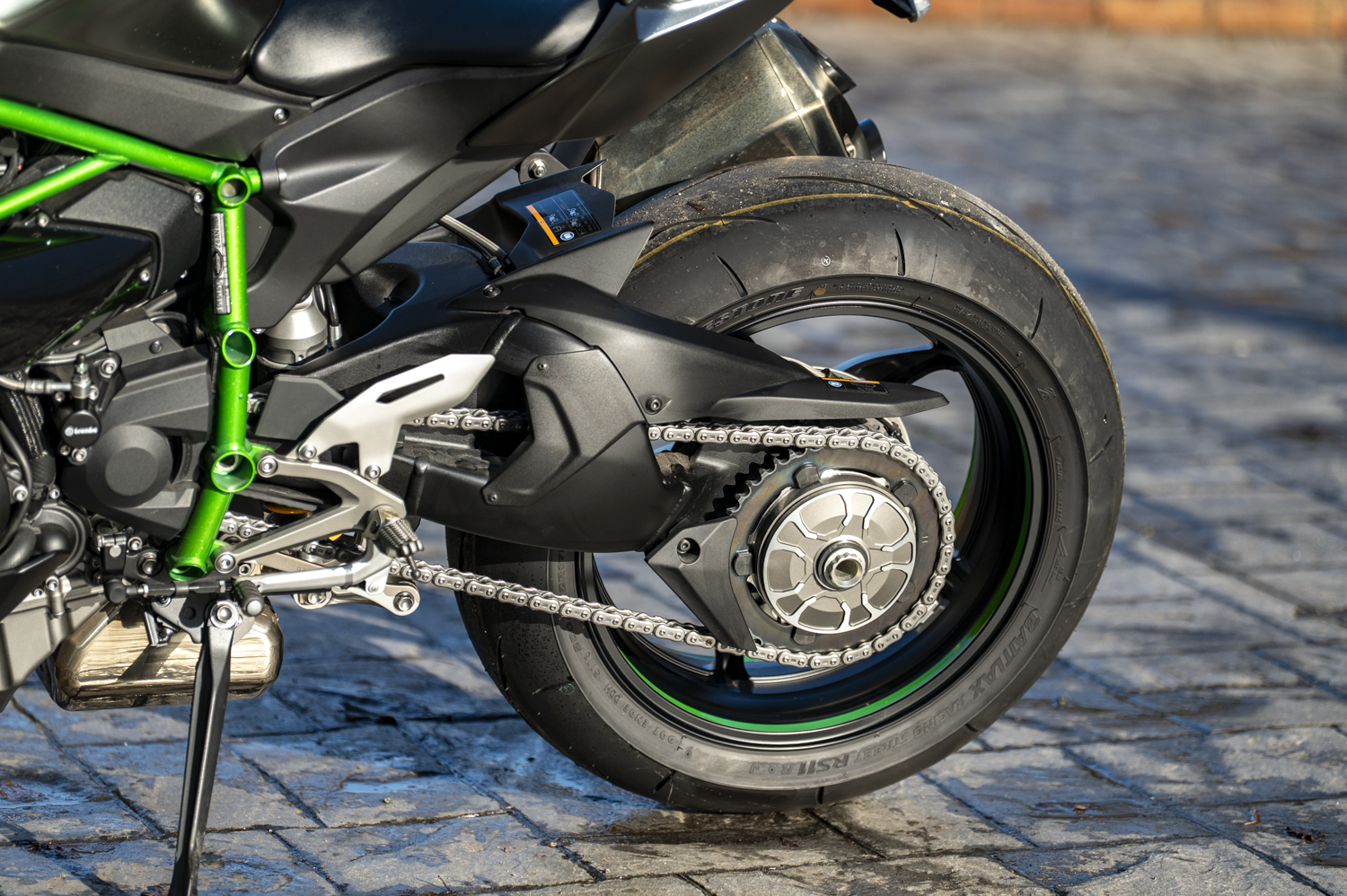 2019 Kawasaki Ninja H2 Carbon - 5 Miles for sale by auction in Swansea ...