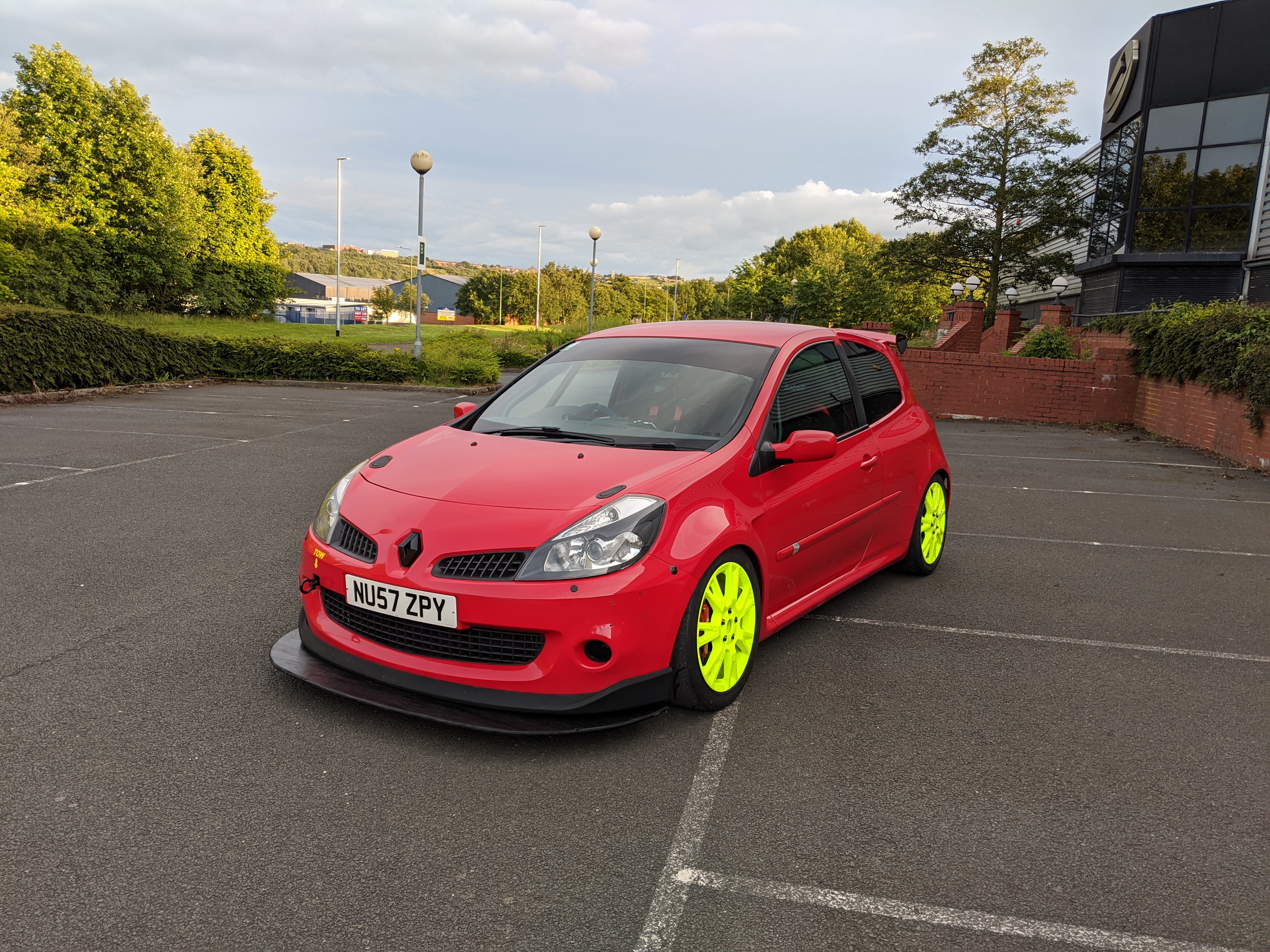 2007 RENAULT CLIO 197 'CUP CAR CONVERSION' for sale by auction in ...