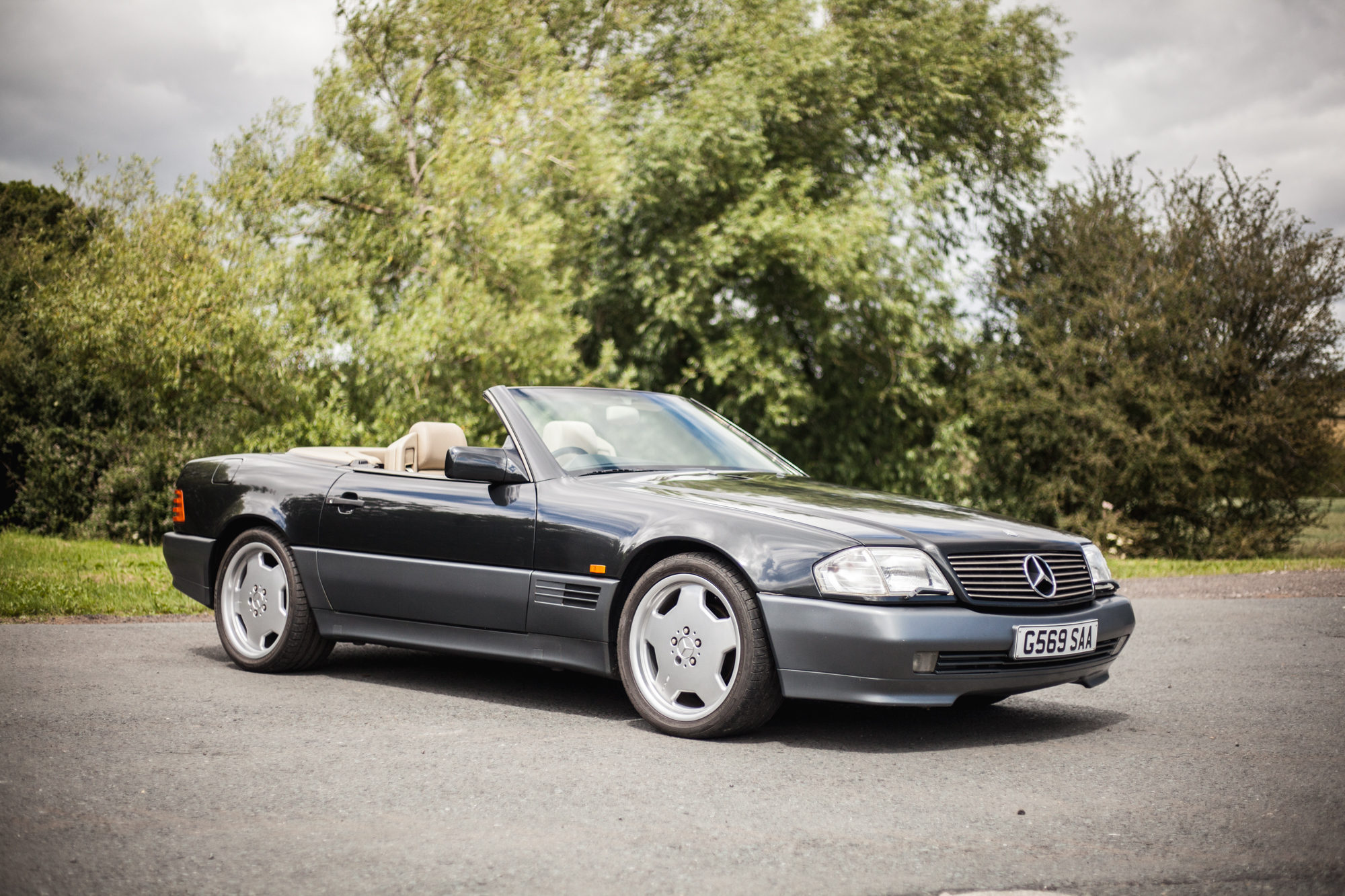 1990 MERCEDES-BENZ (R129) 500SL for sale by auction in Hereford, United ...