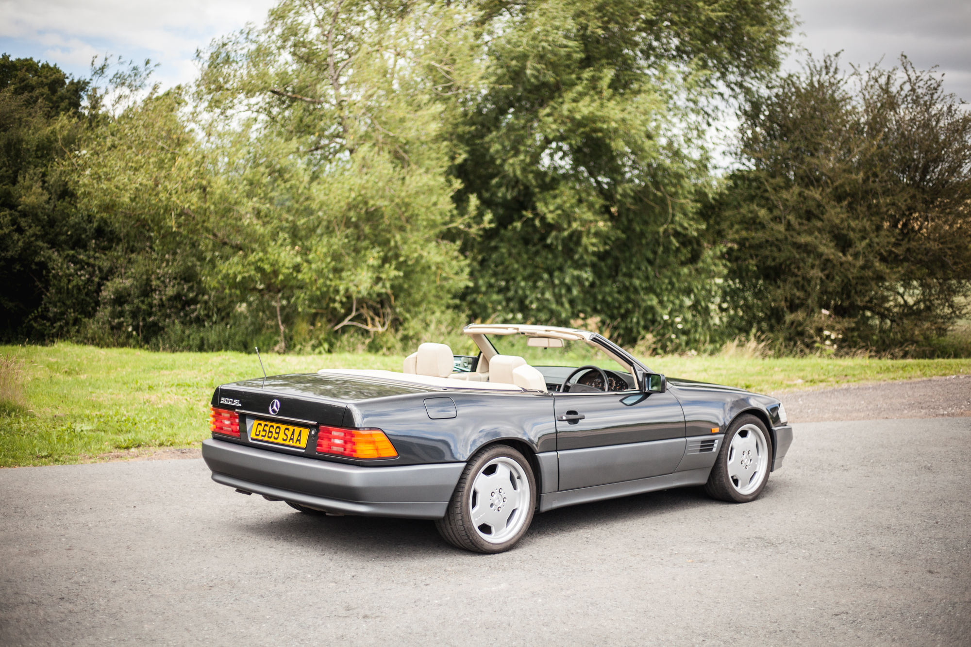 1990 MERCEDES-BENZ (R129) 500SL for sale by auction in Hereford, United ...