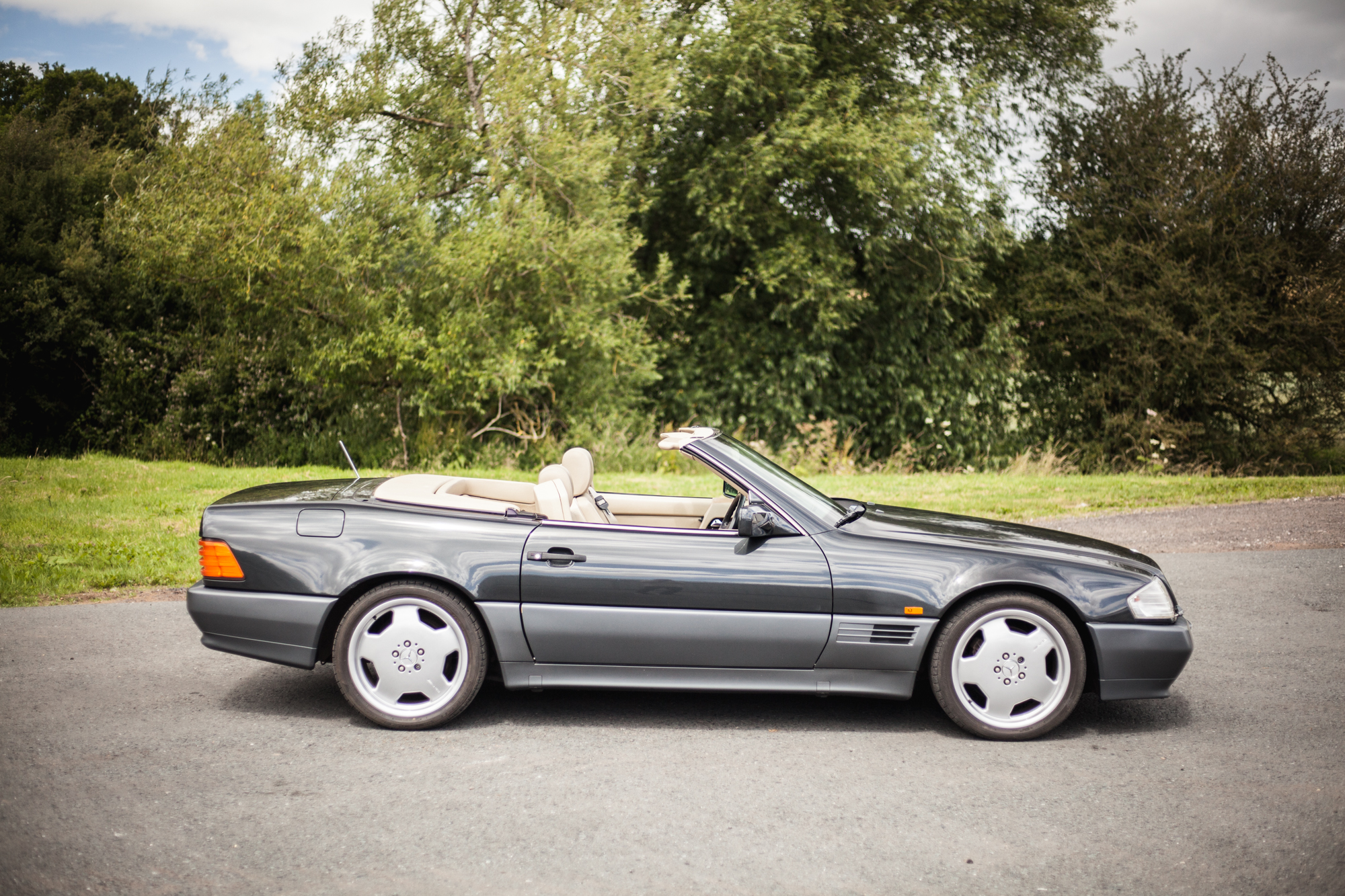1990 MERCEDES-BENZ (R129) 500SL for sale by auction in Hereford, United ...