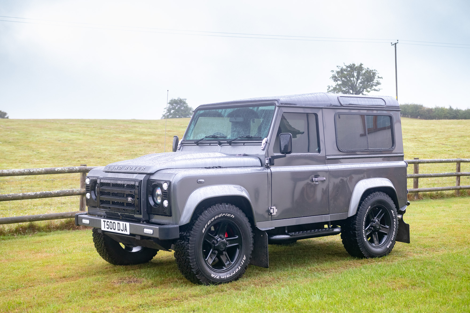 2013 LAND ROVER DEFENDER 90 XS for sale by auction in Bewdley ...