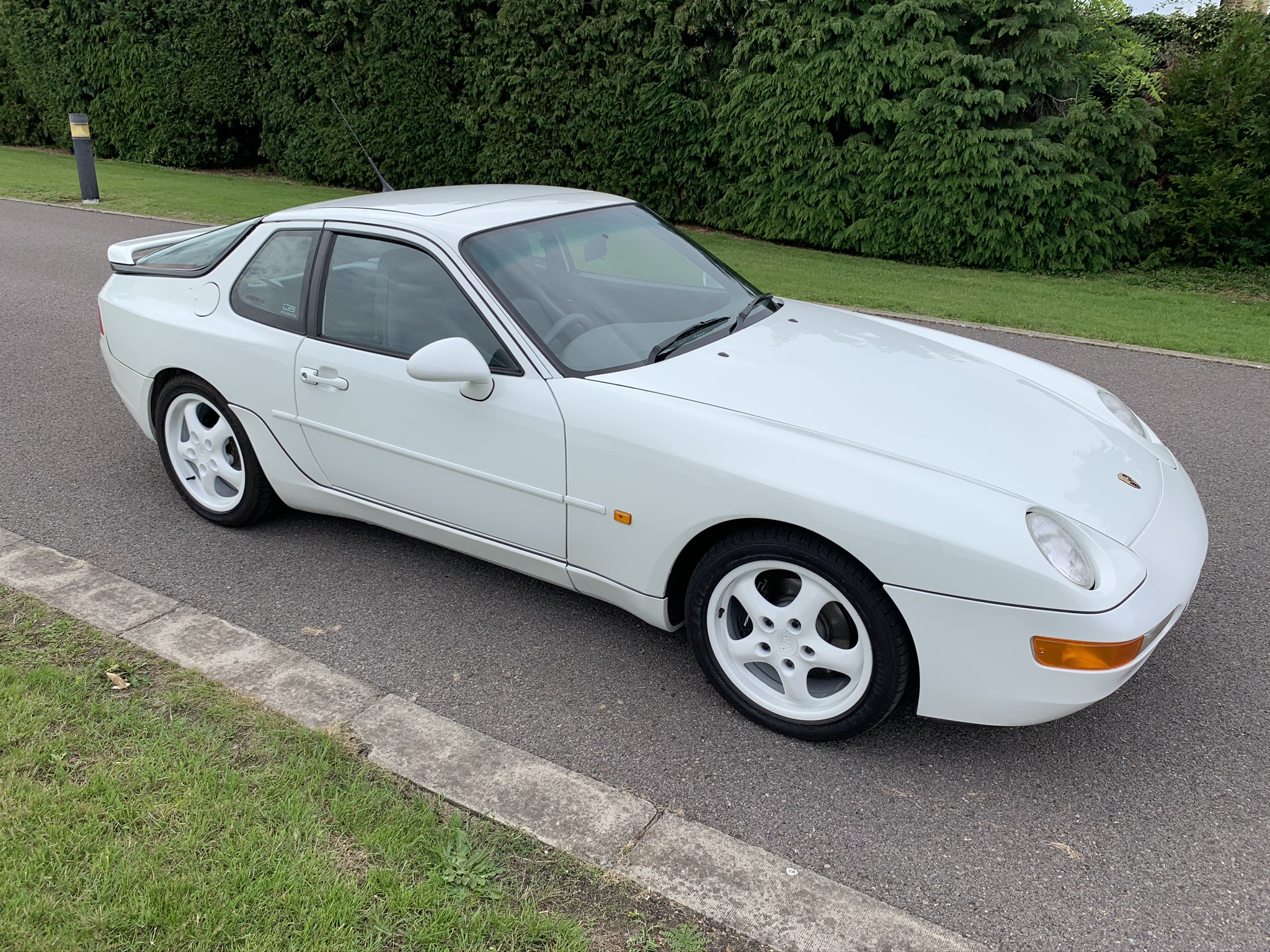 1992 PORSCHE 968 COUPE for sale by auction in West Byfleet, Surrey ...
