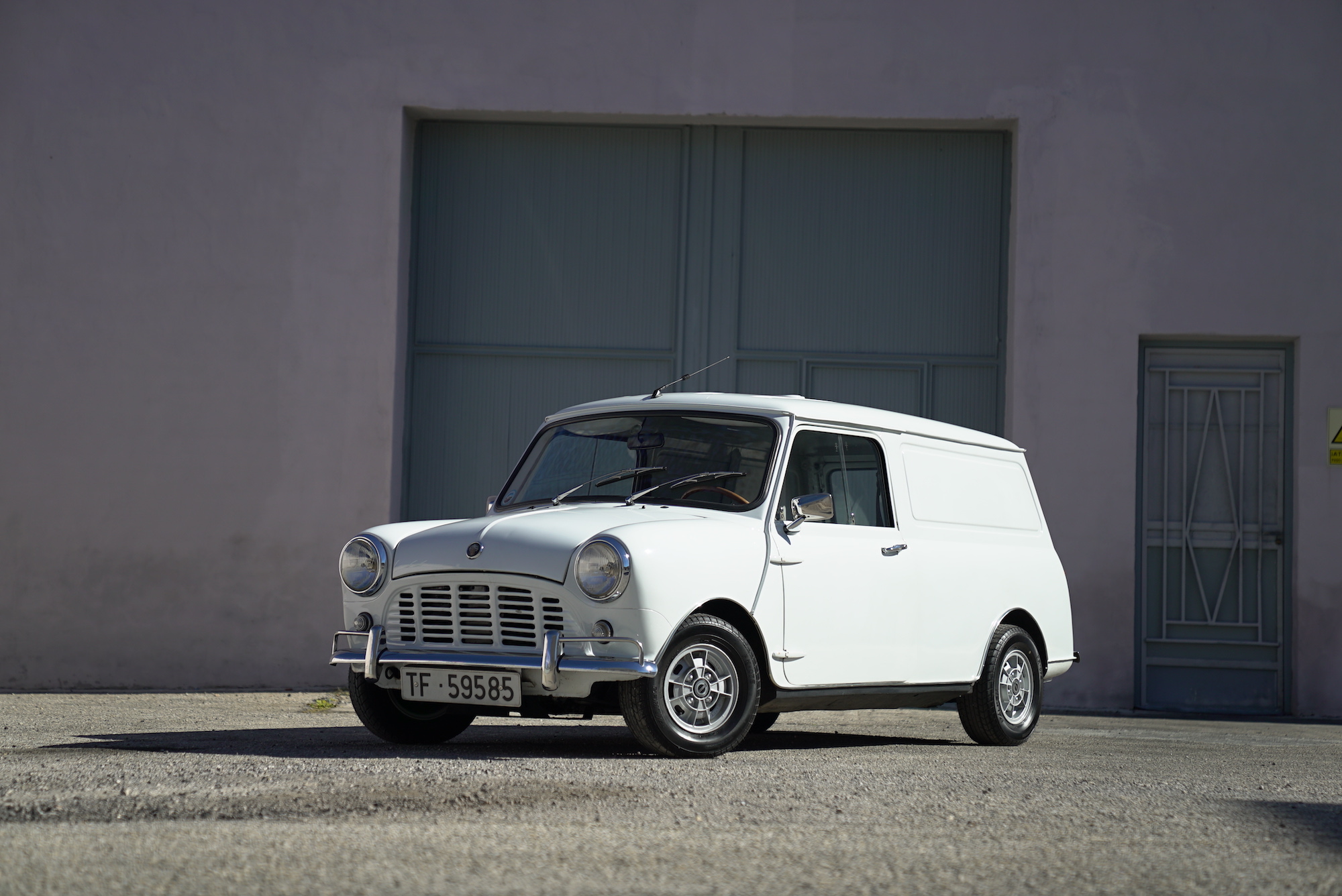1969 AUSTIN MINI VAN - LHD for sale by auction in El Campello, Alicante ...