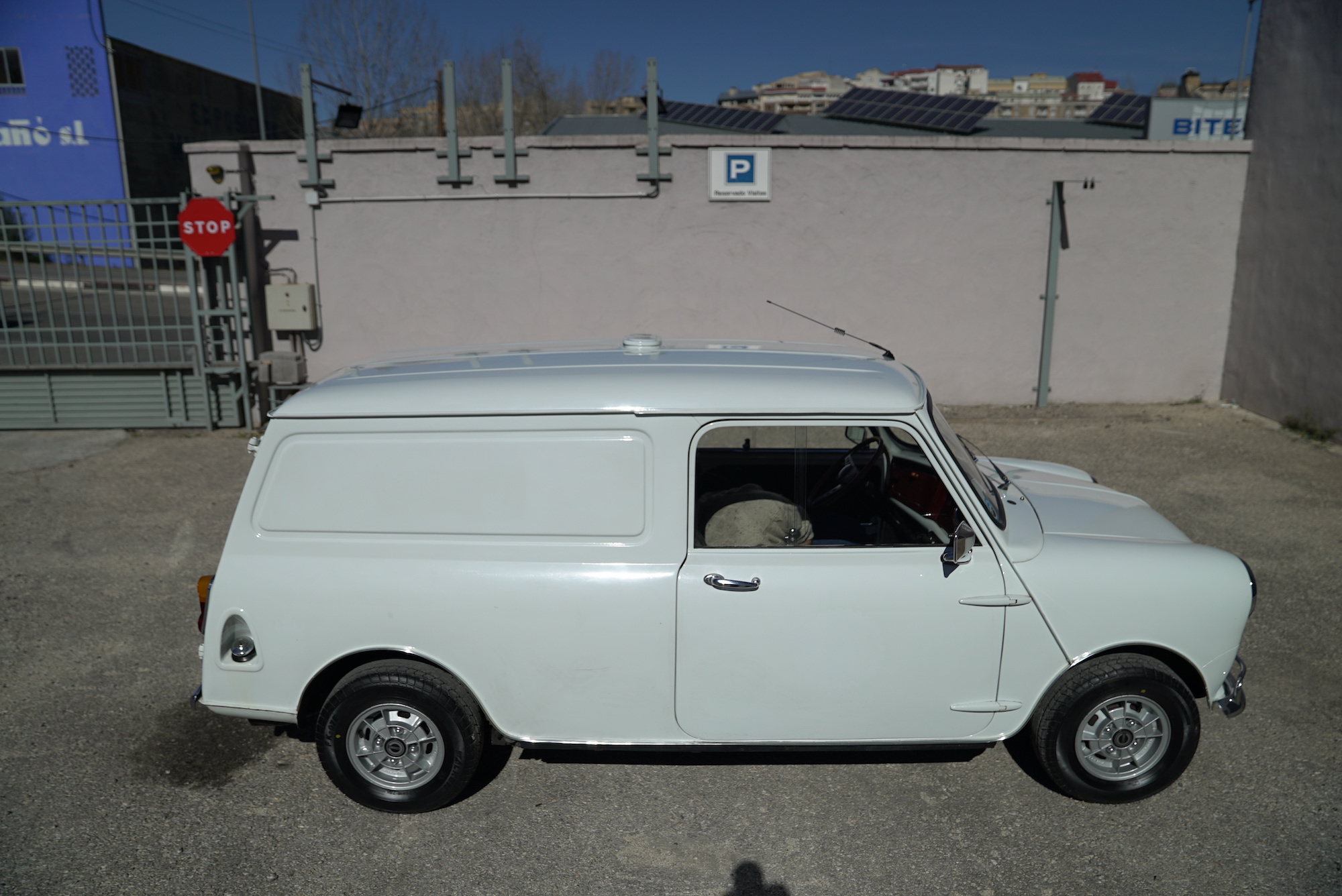 1969 AUSTIN MINI VAN - LHD for sale by auction in El Campello, Alicante ...