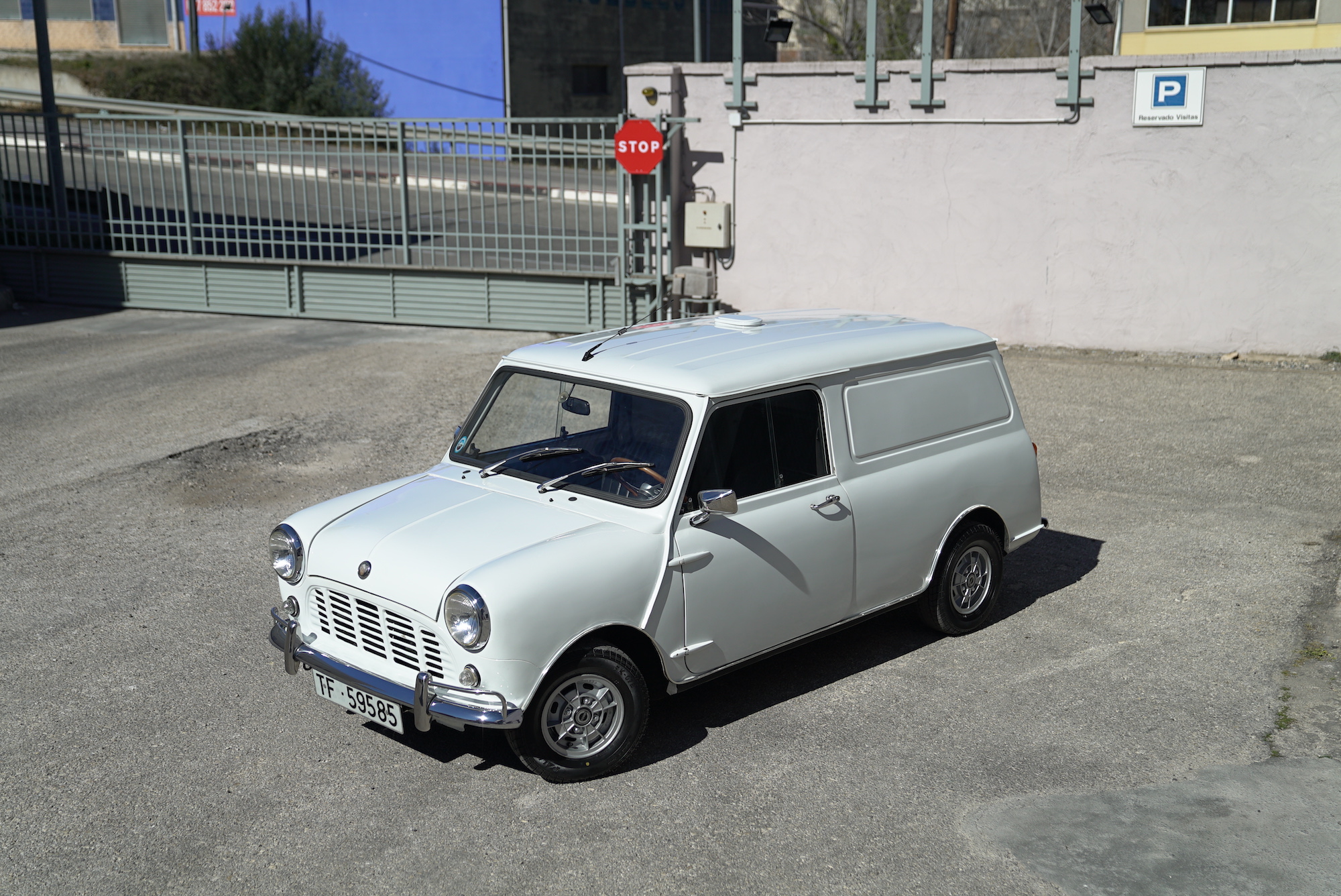 1969 AUSTIN MINI VAN - LHD for sale by auction in El Campello, Alicante ...