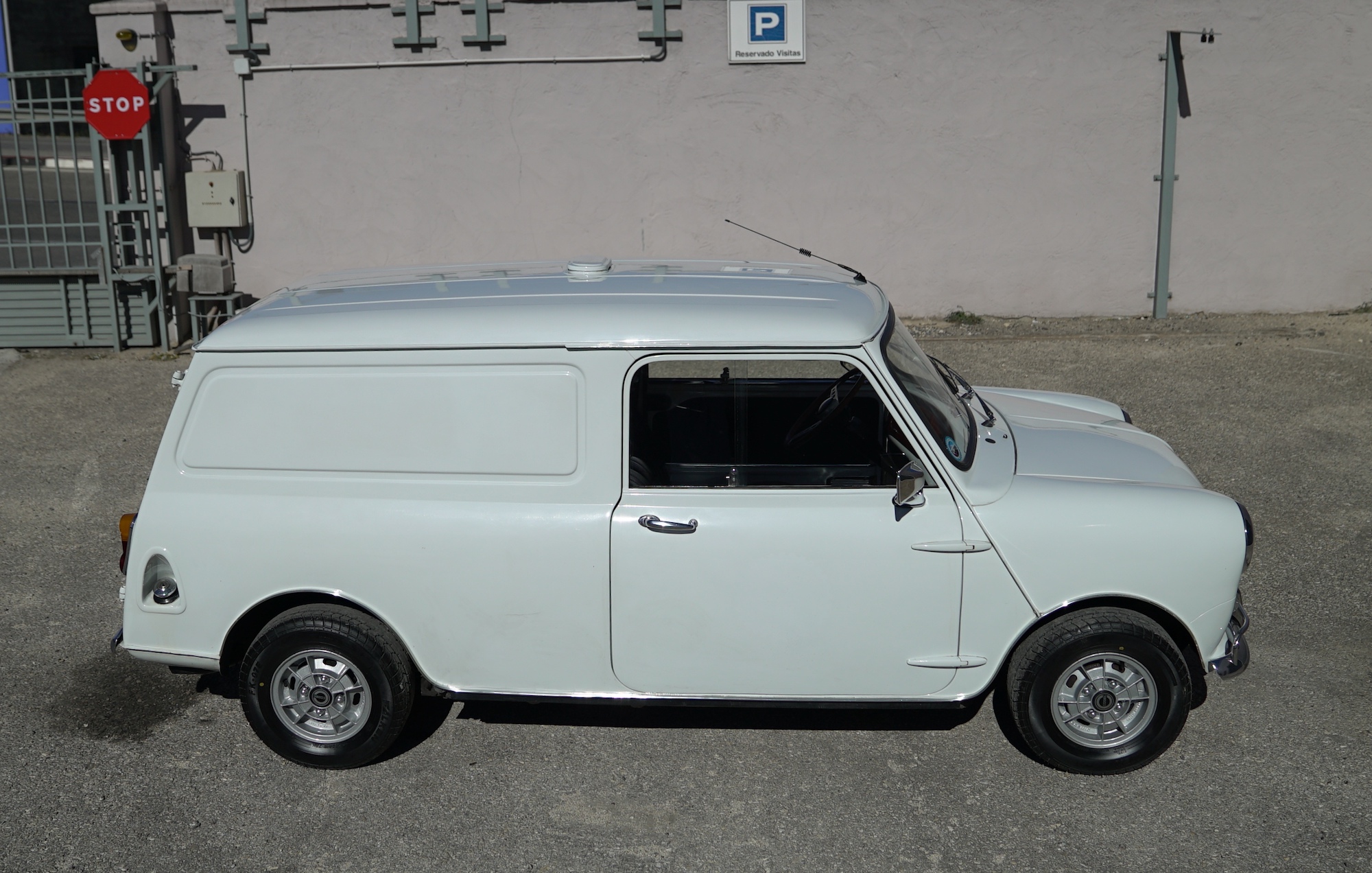 1969 AUSTIN MINI VAN - LHD for sale by auction in El Campello, Alicante ...