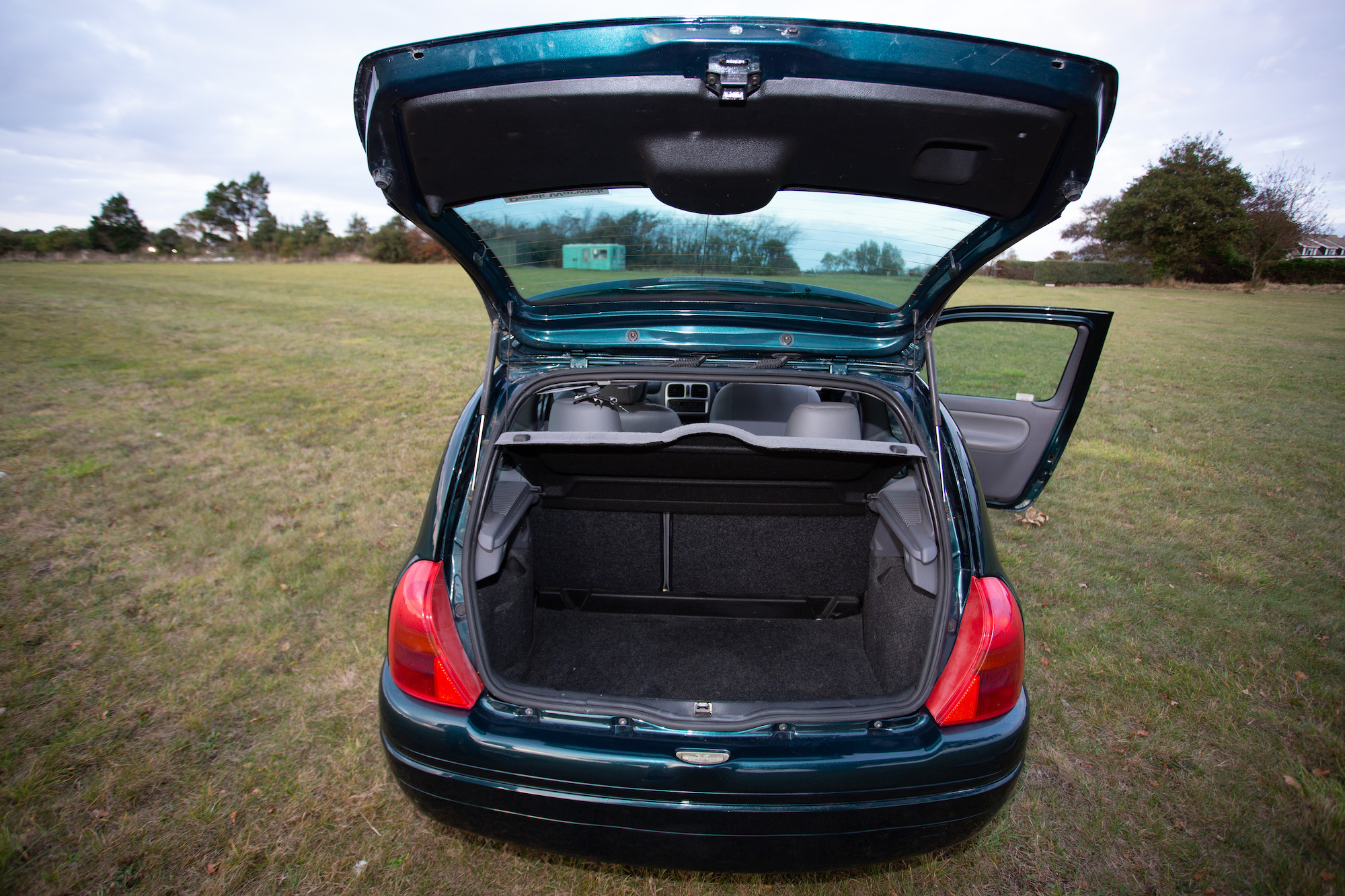 2001 RENAULTSPORT CLIO 172 EXCLUSIVE - 34,245 MILES for sale by auction ...