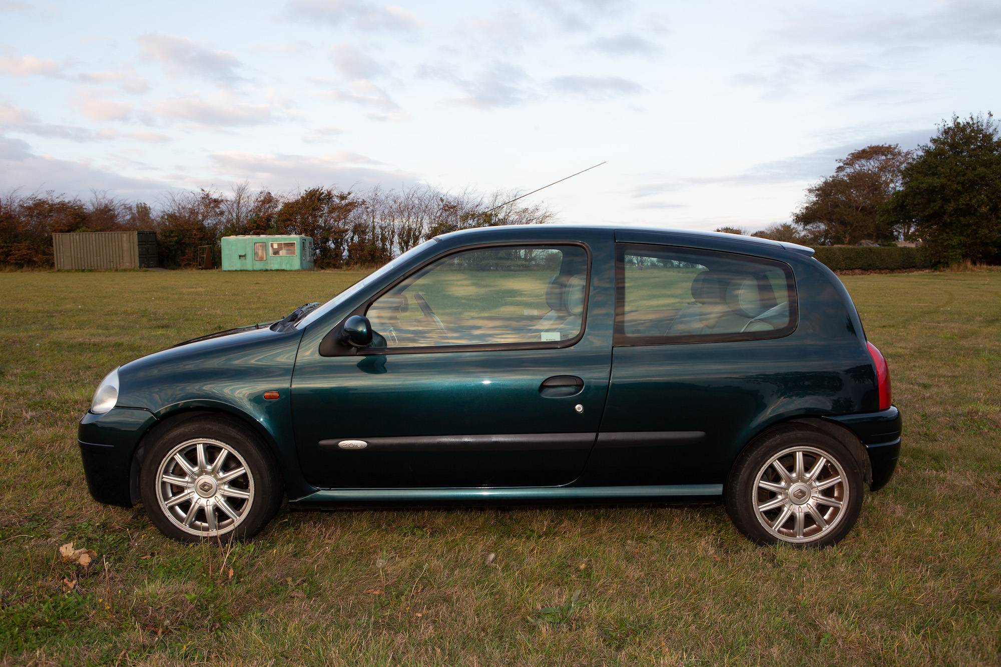 2001 RENAULTSPORT CLIO 172 EXCLUSIVE - 34,245 MILES for sale by auction ...