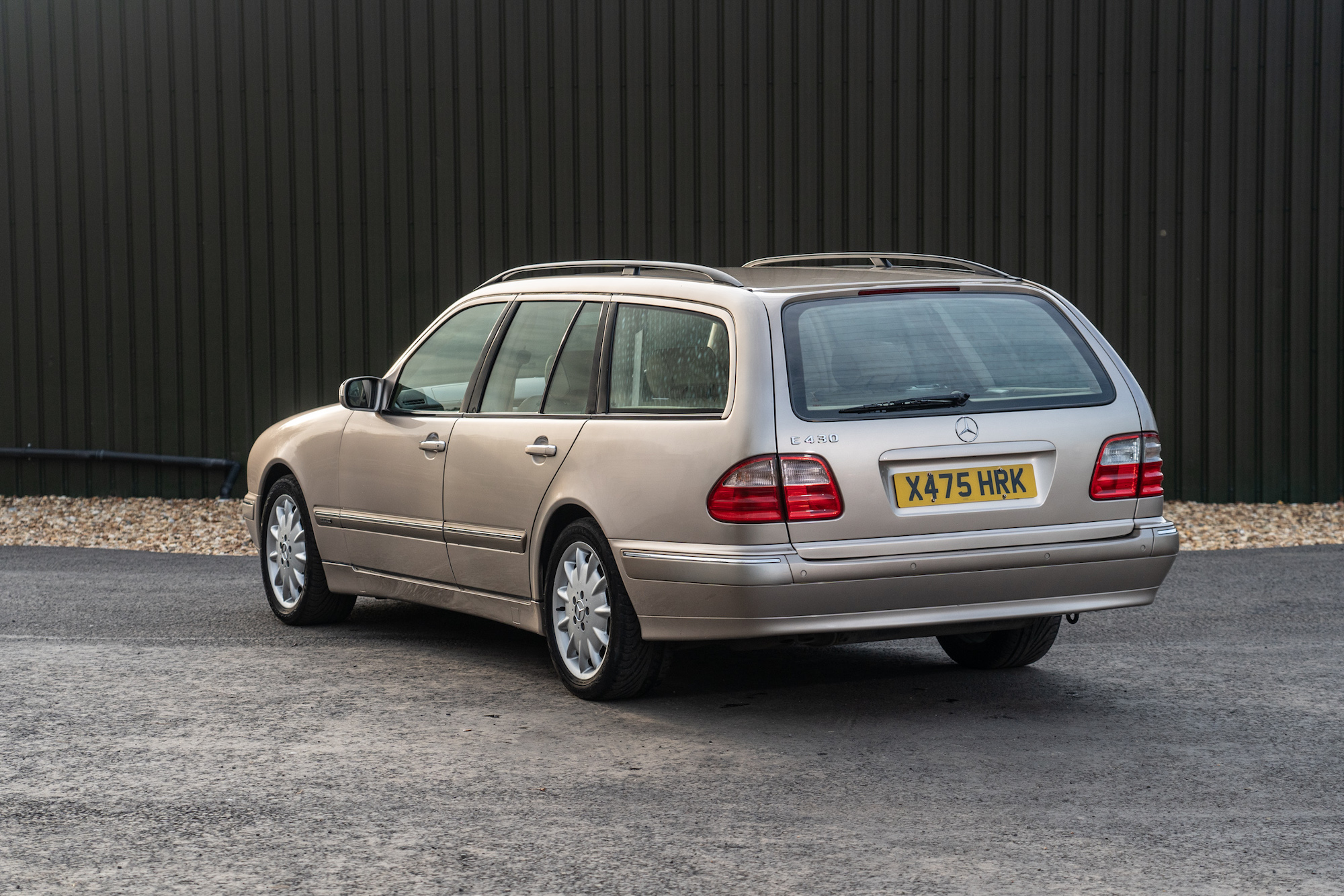 2000 MERCEDES-BENZ (W210) E430 ESTATE for sale by auction in East ...