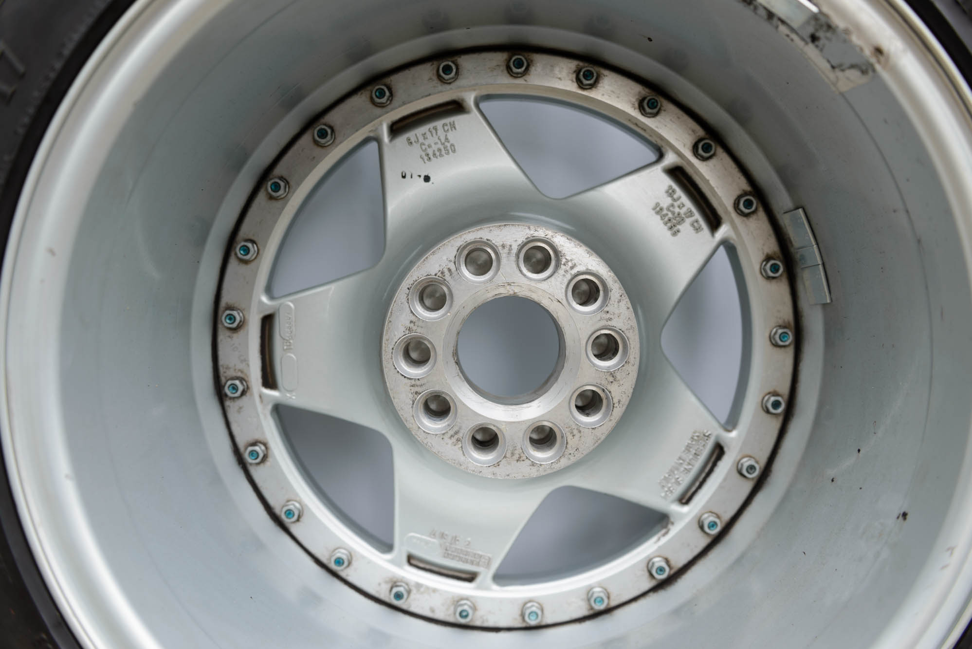 FERRARI F40 - ORIGINAL WHEELS AND TYRES for sale by auction in , United ...